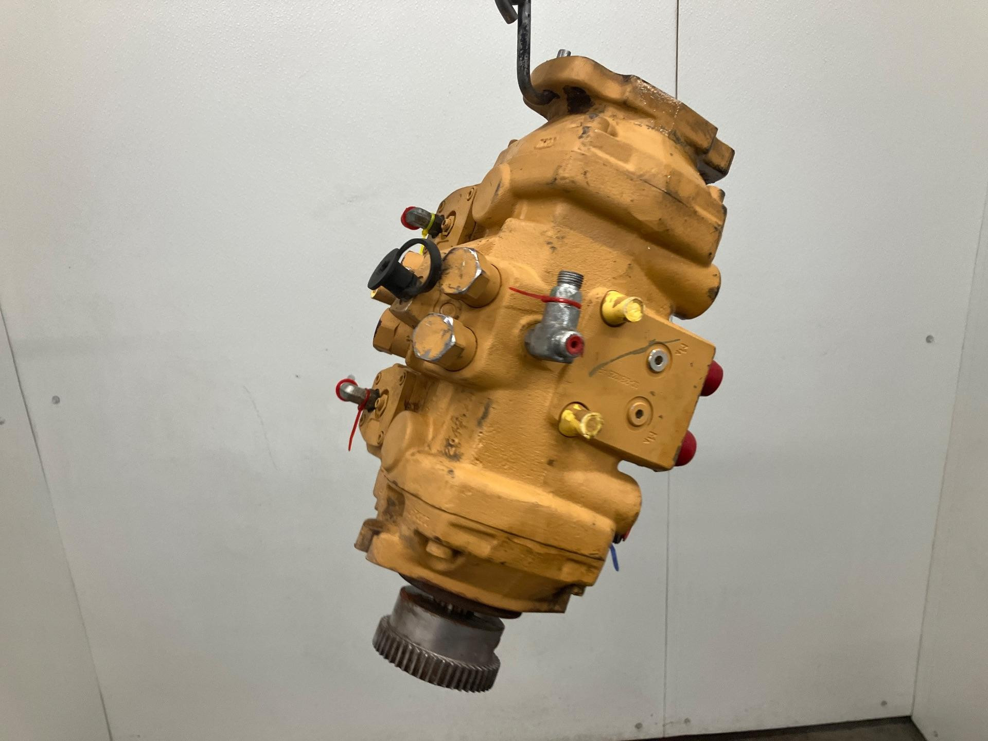 10R-6040 | CAT 252B3 Equip Hydrostatic Pump for Sale