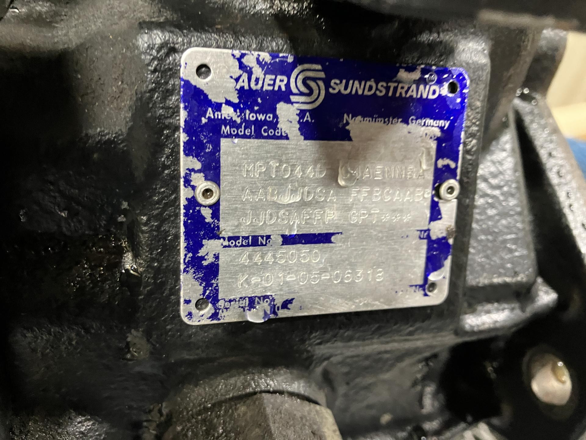 7001070 | Bobcat 753 Equip Hydrostatic Pump for Sale