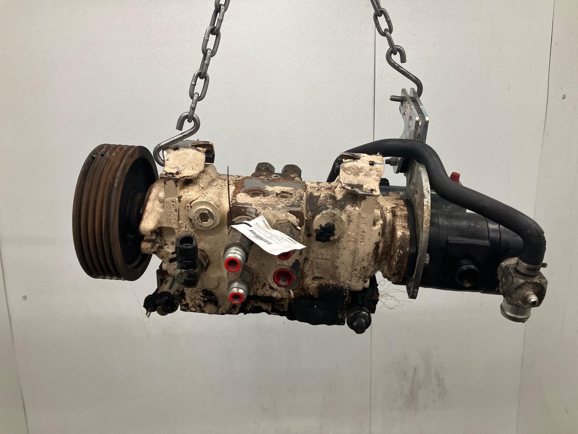 7023608 | Bobcat S850 Equip Hydrostatic Pump for Sale