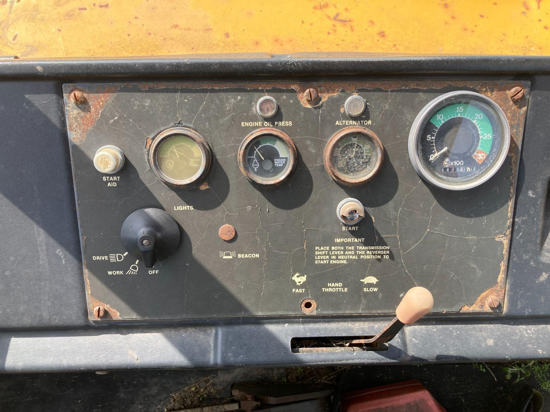 AT79001 | John Deere 410B Instrument Cluster for Sale