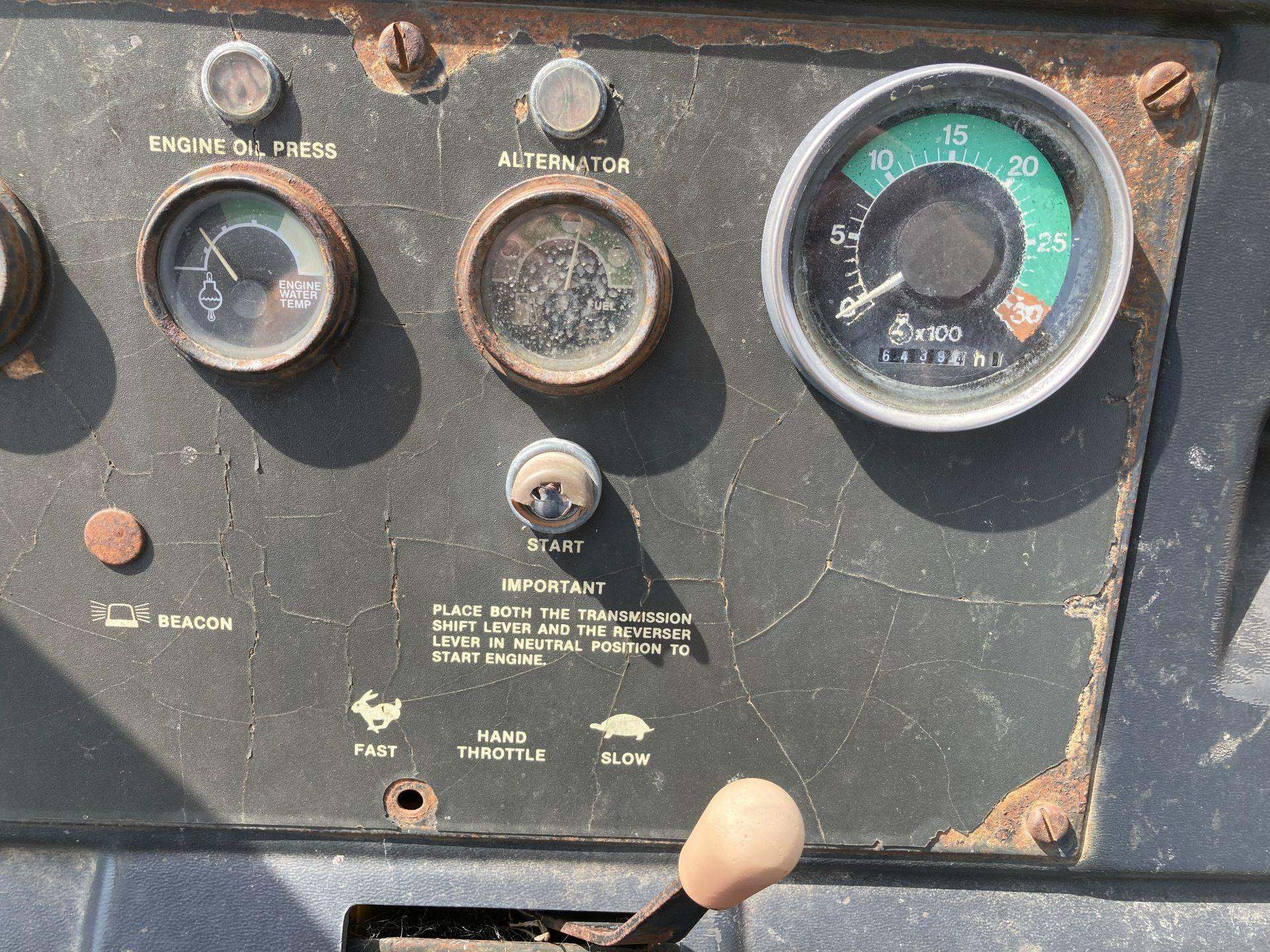 AT79001 | John Deere 410B Instrument Cluster for Sale