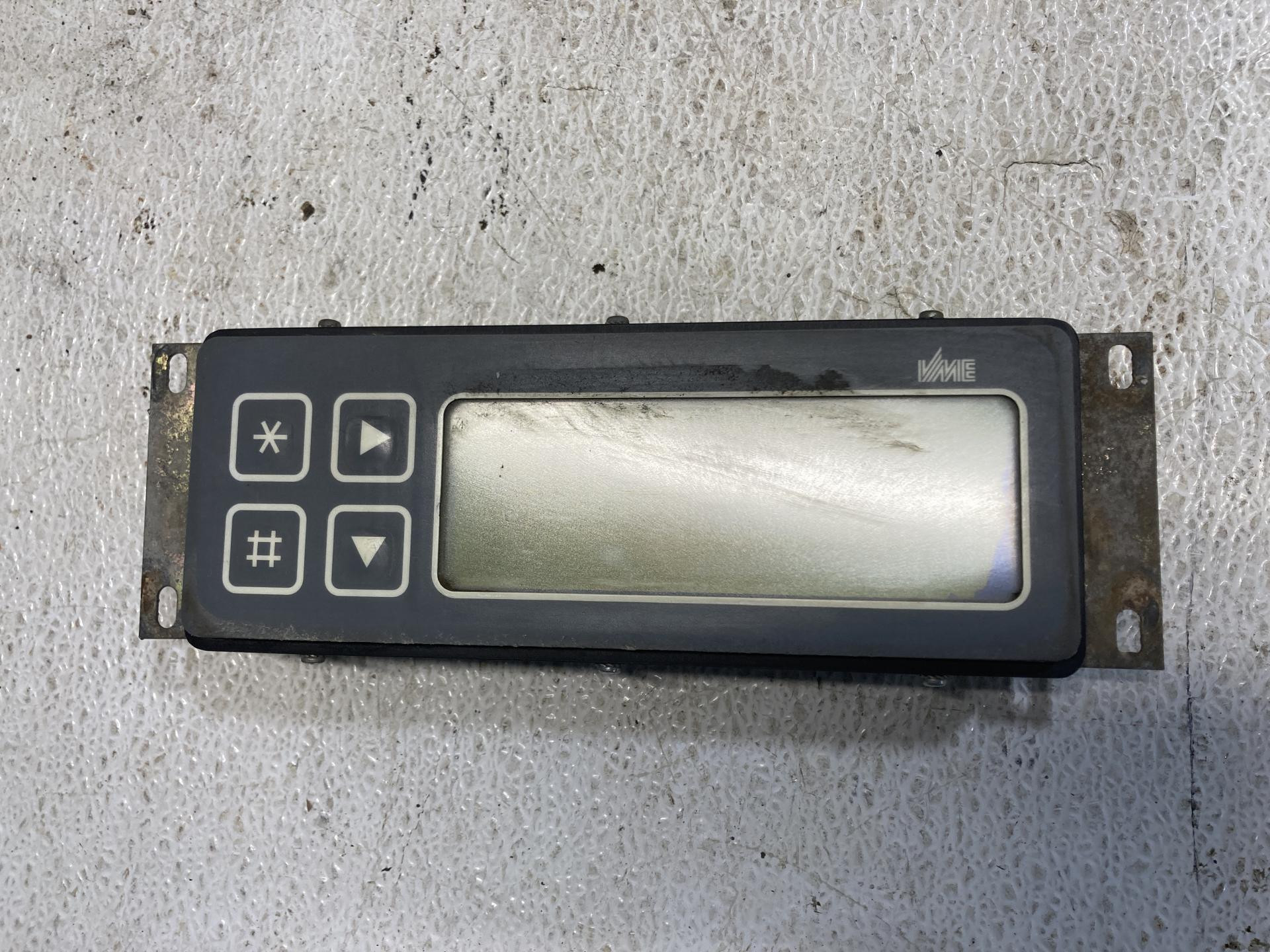 11042035 | Volvo L90B Instrument Cluster for Sale