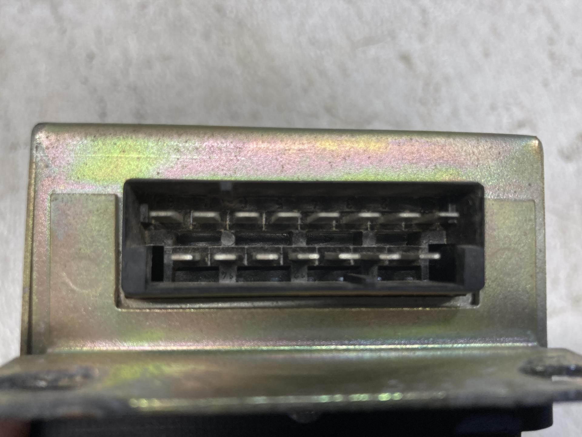 11042035 | Volvo L90B Instrument Cluster for Sale