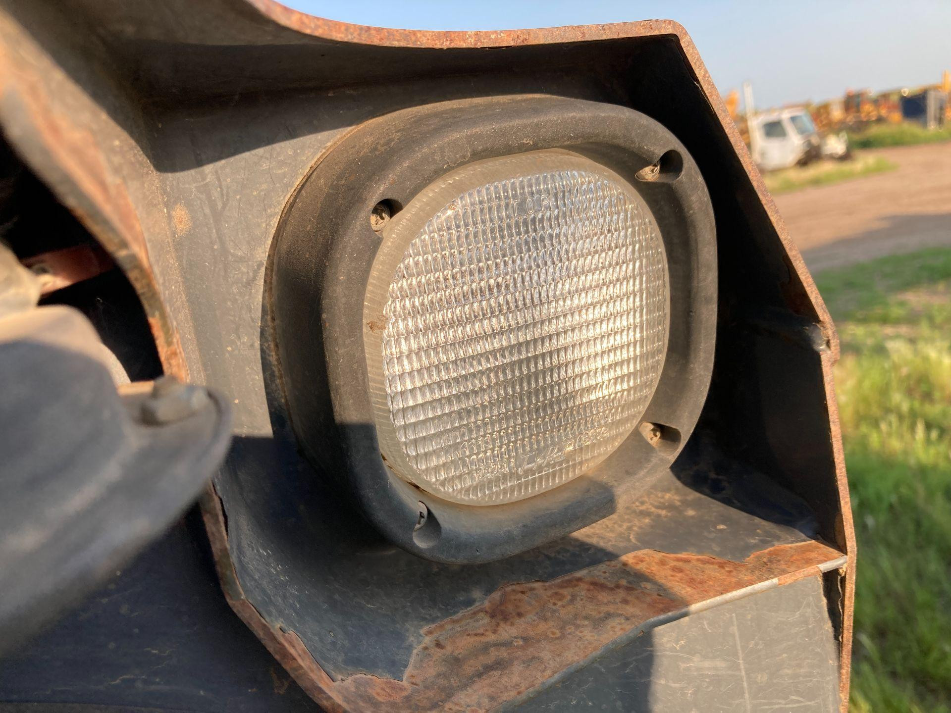 AT352538 | John Deere 333D Lighting, Misc. for Sale
