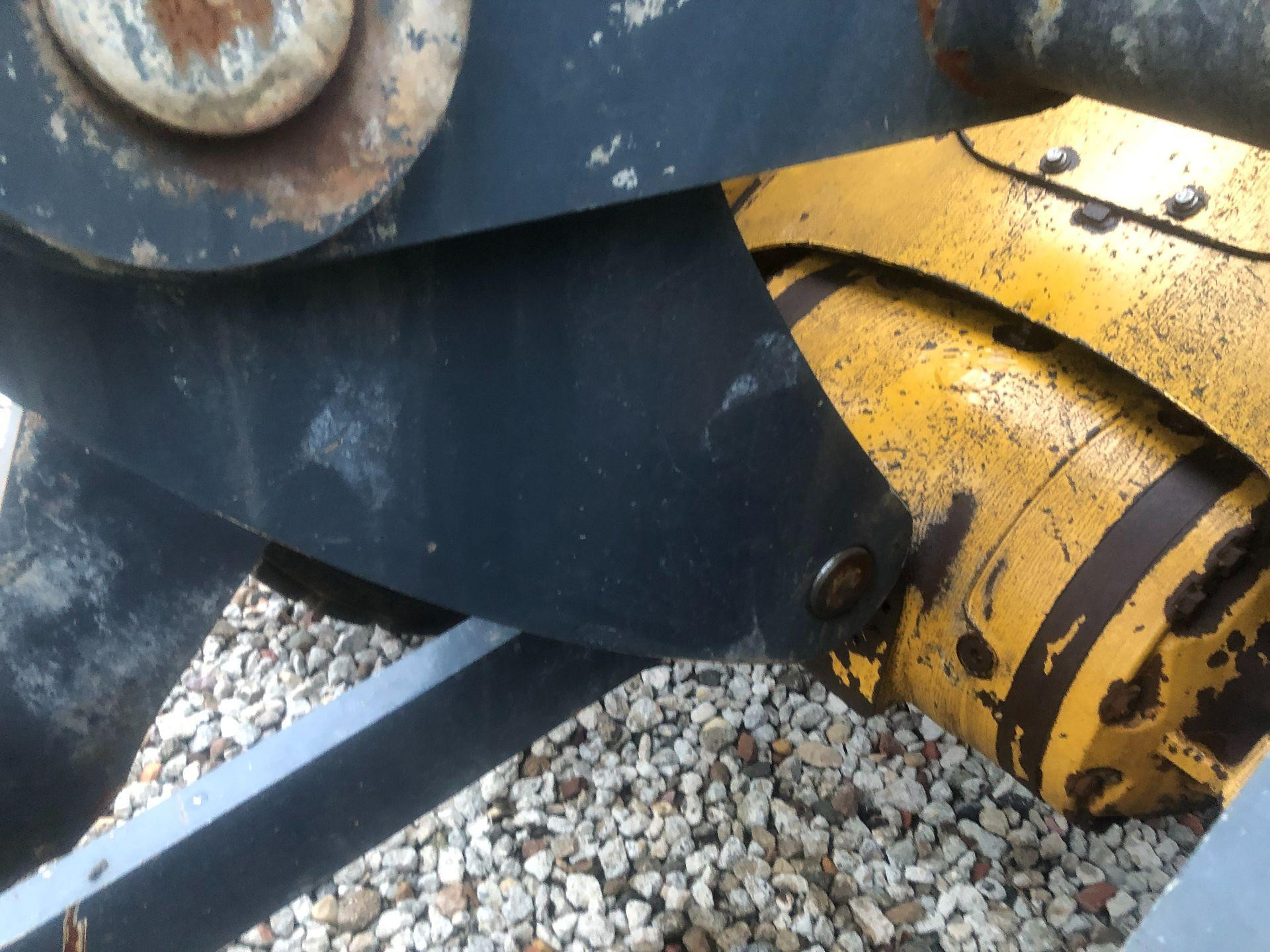 AT339635 | John Deere 544K-II Linkage for Sale