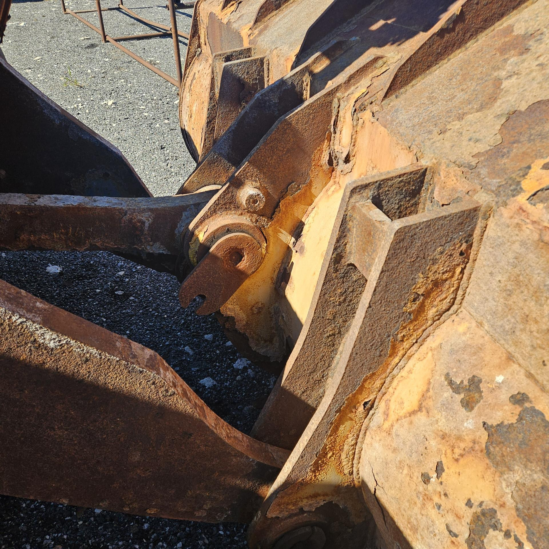 AT459797 | John Deere 824J Linkage for Sale