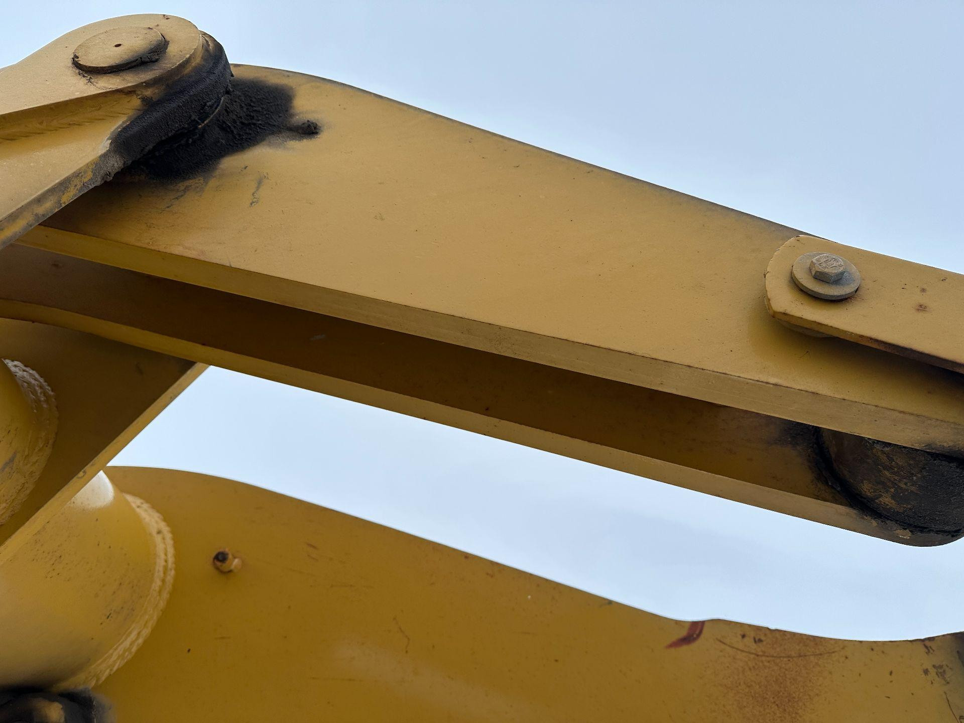 107-3704 | CAT 914G Linkage for Sale