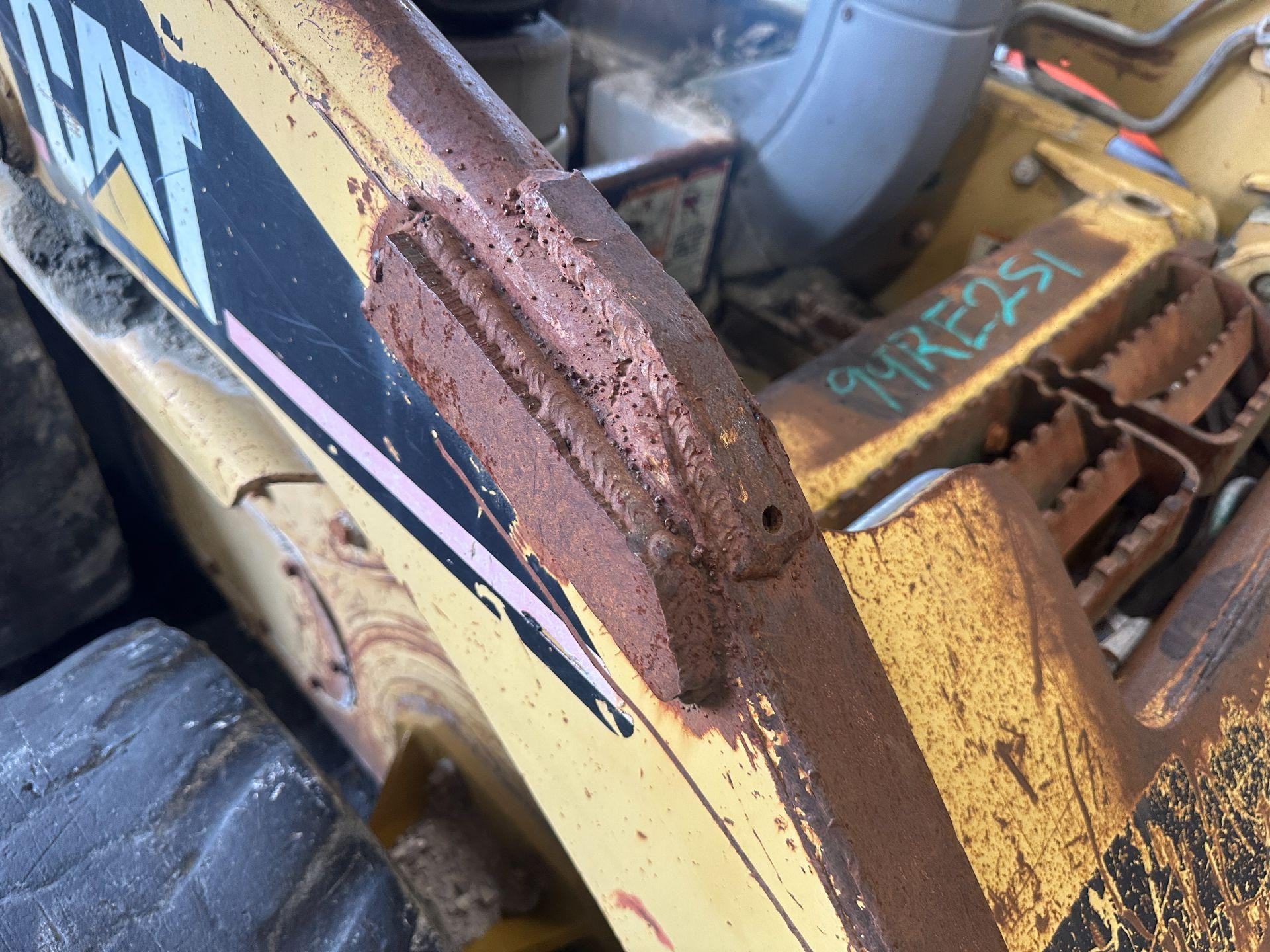 142-8798 | CAT 226 Loader Arm for Sale