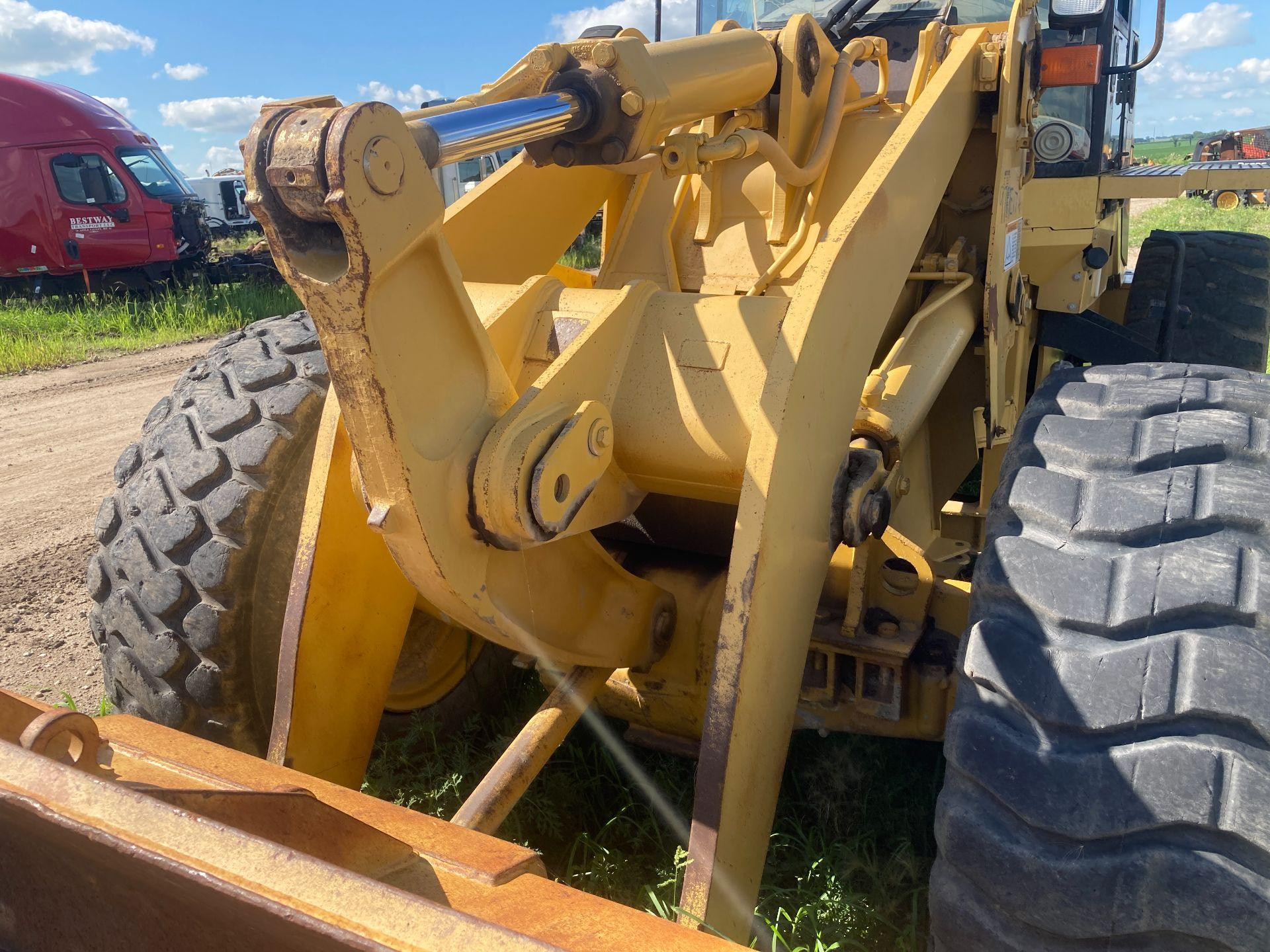 150-0806 | CAT 938G Loader Arm for Sale