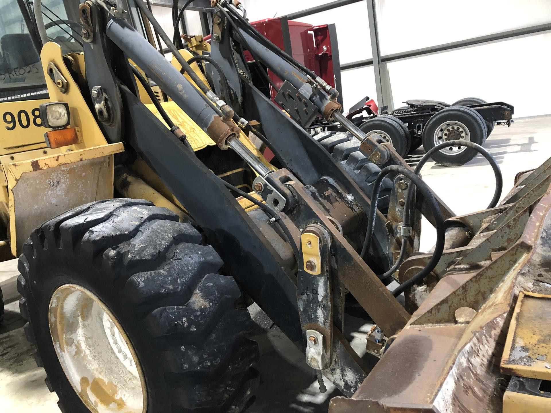 9C-5135 | CAT IT28F Loader Arm for Sale