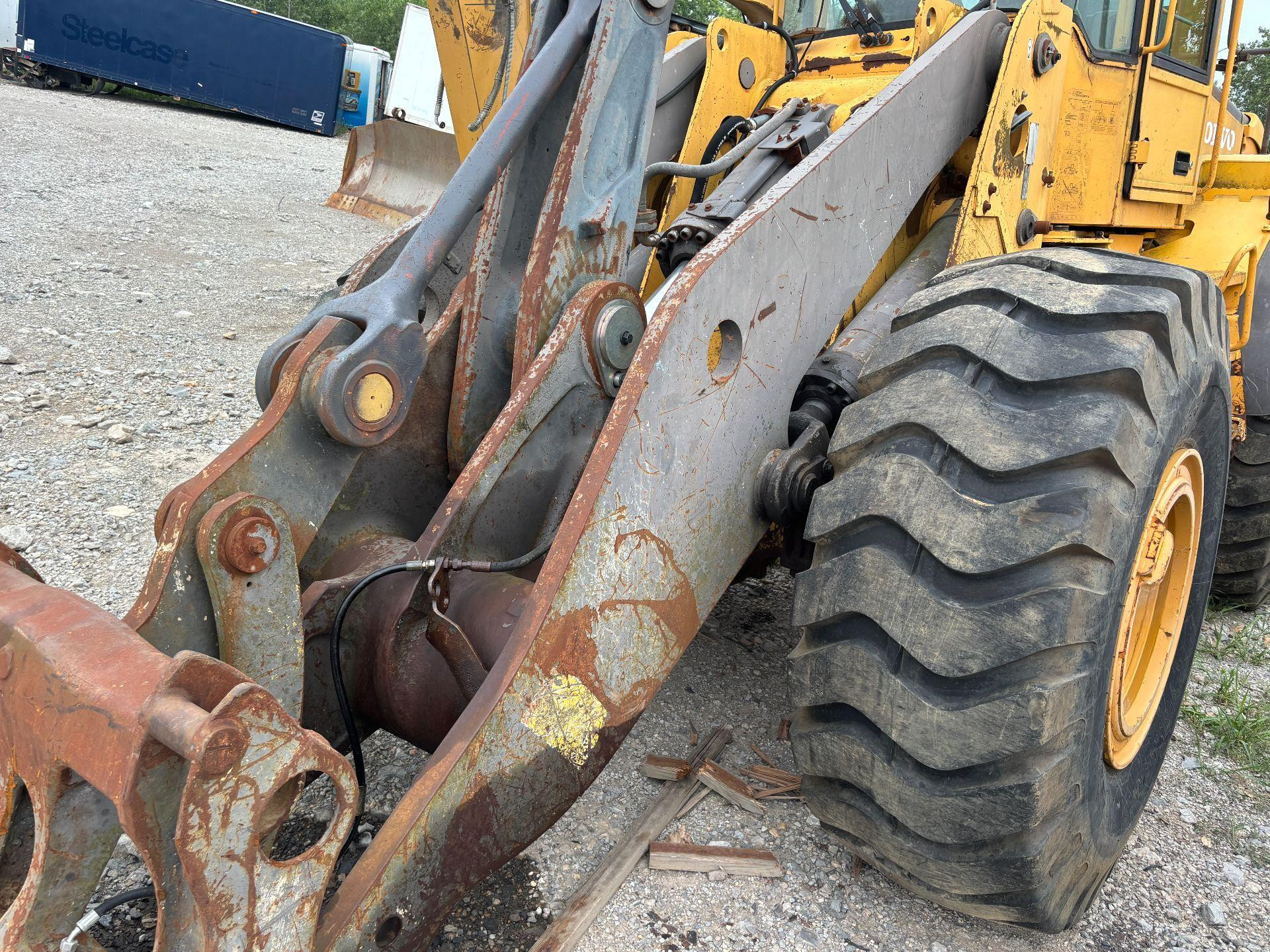 VOE11176981 | Volvo L120E Loader Arm for Sale