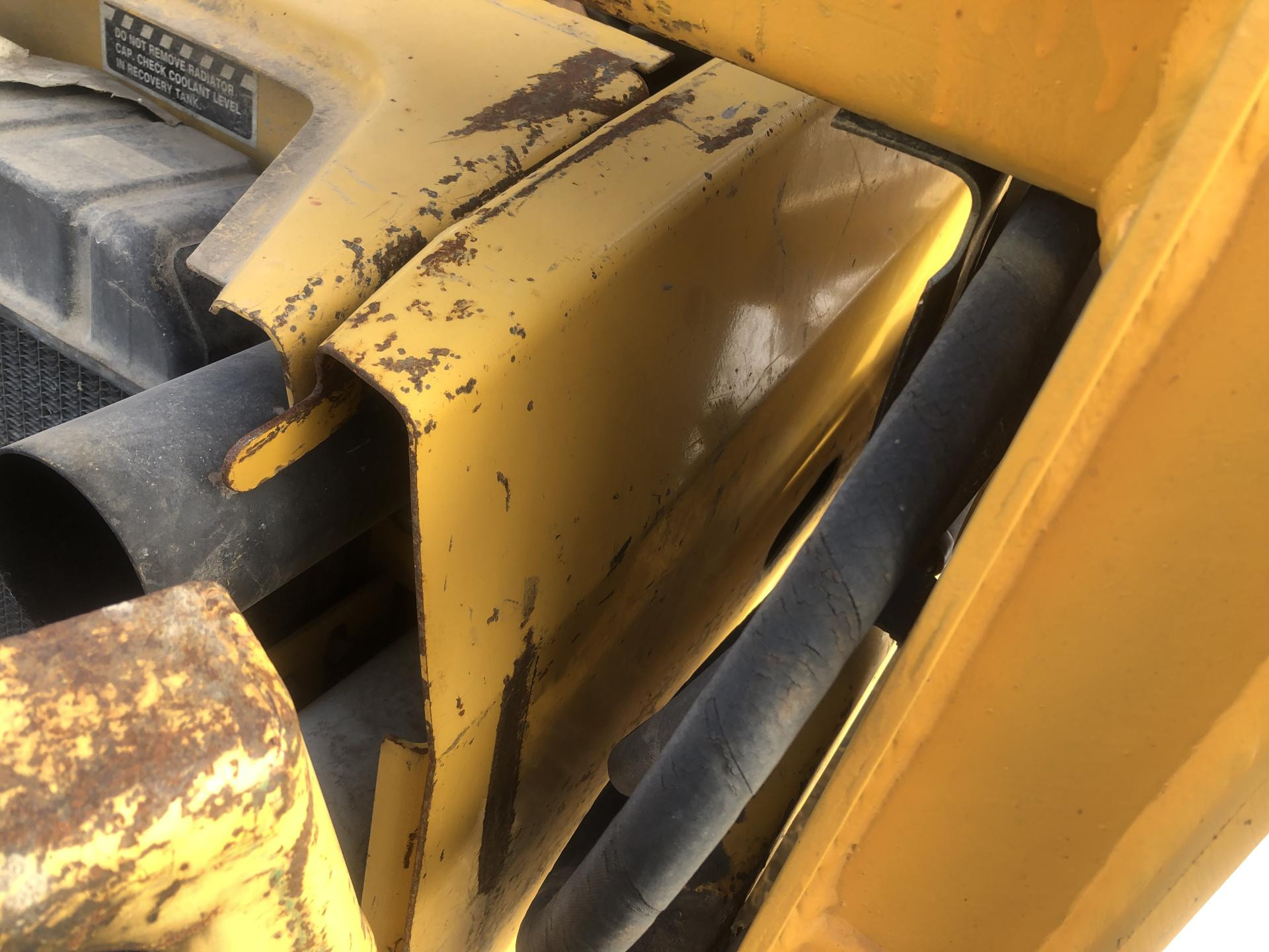 MG86507712 | John Deere 5575 Equip Panel/Cover for Sale