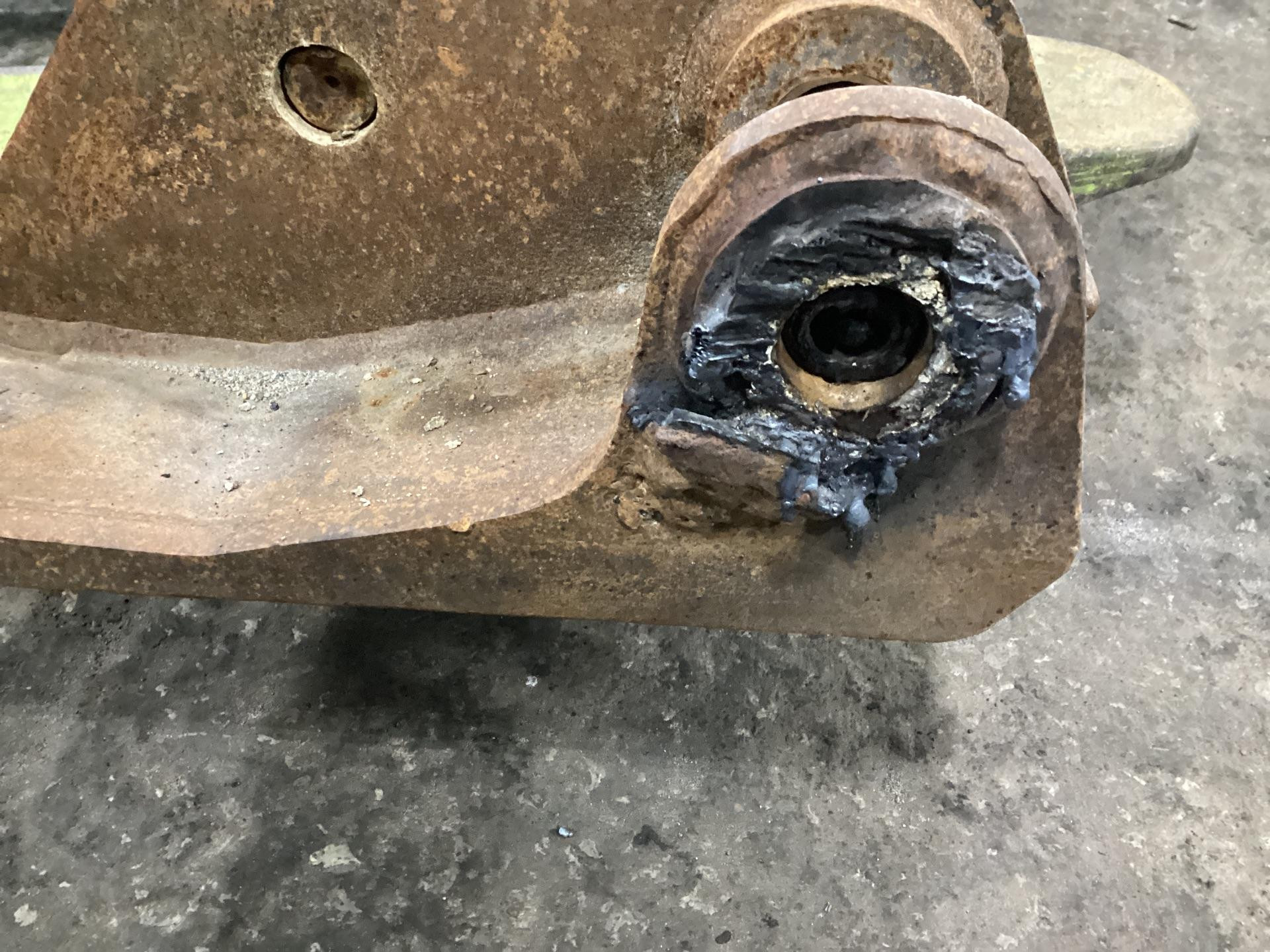 252-0425 | CAT 216 Quick Coupler for Sale