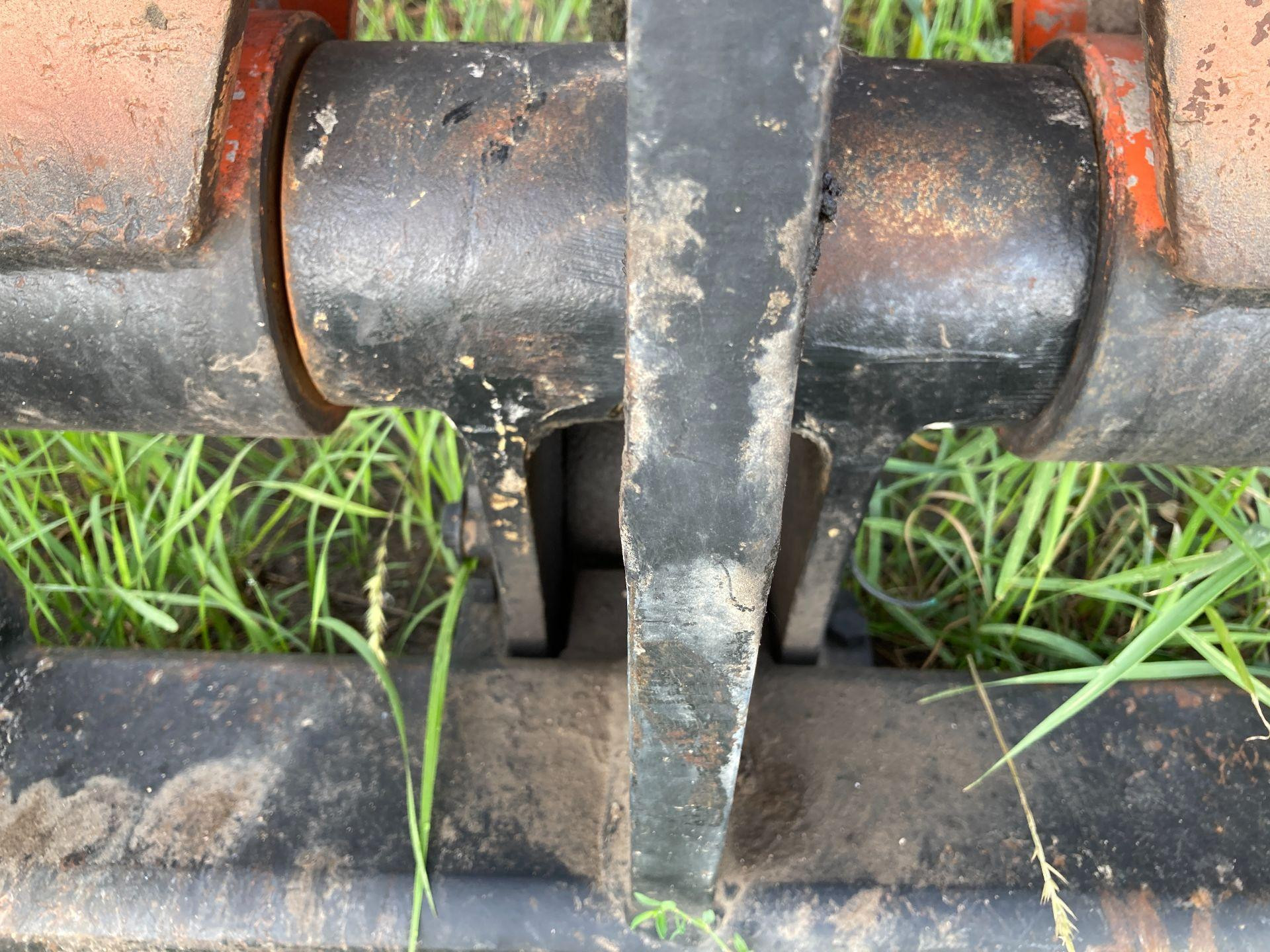 1001098382 | JLG G9-43A Quick Coupler for Sale