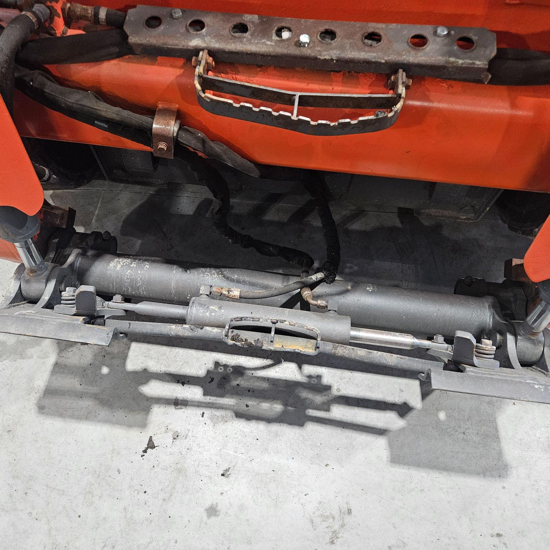 V1311-75115 | Kubota SSV75 Quick Coupler for Sale