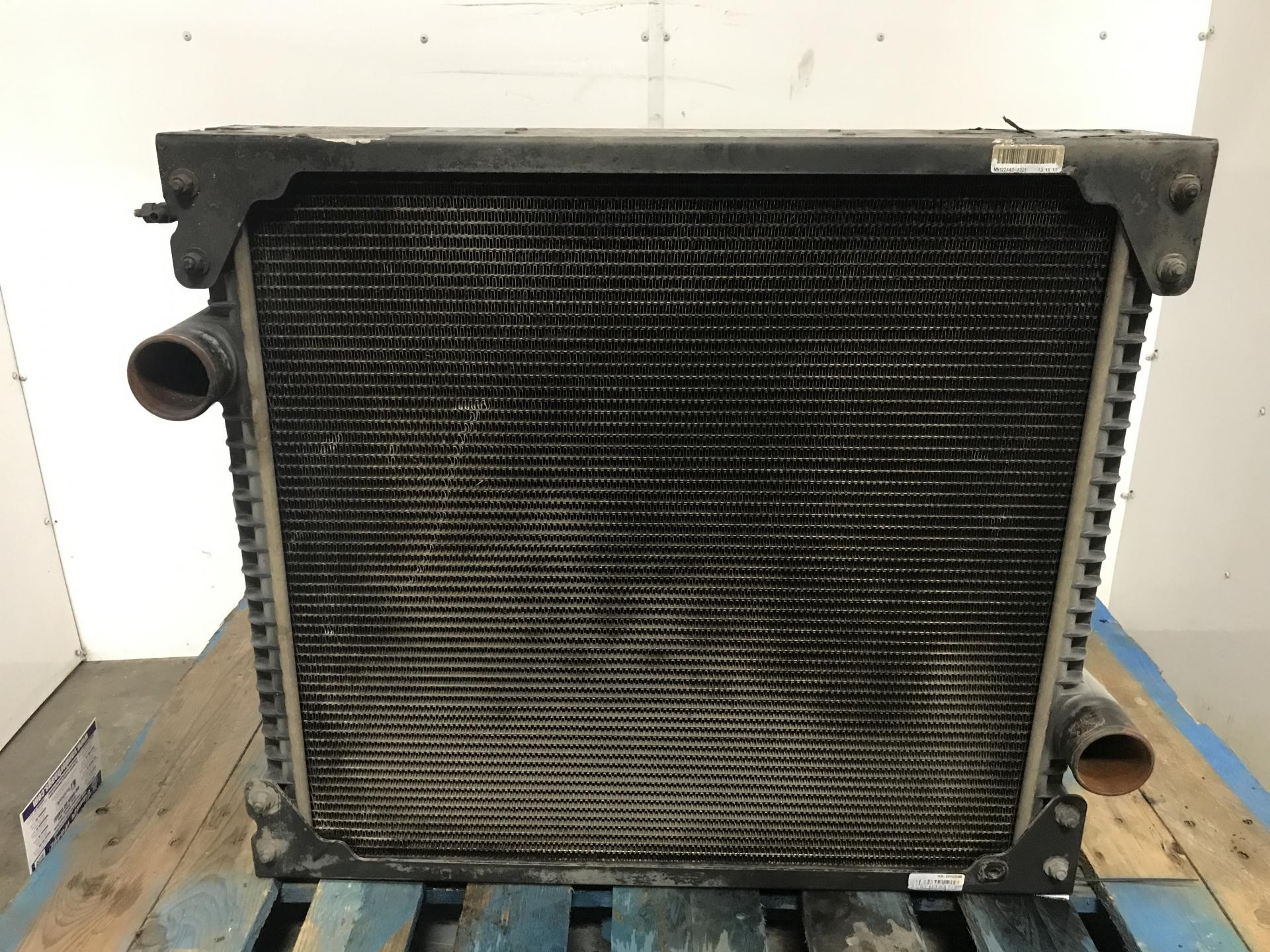 AT374721 | John Deere 544K Radiator for Sale