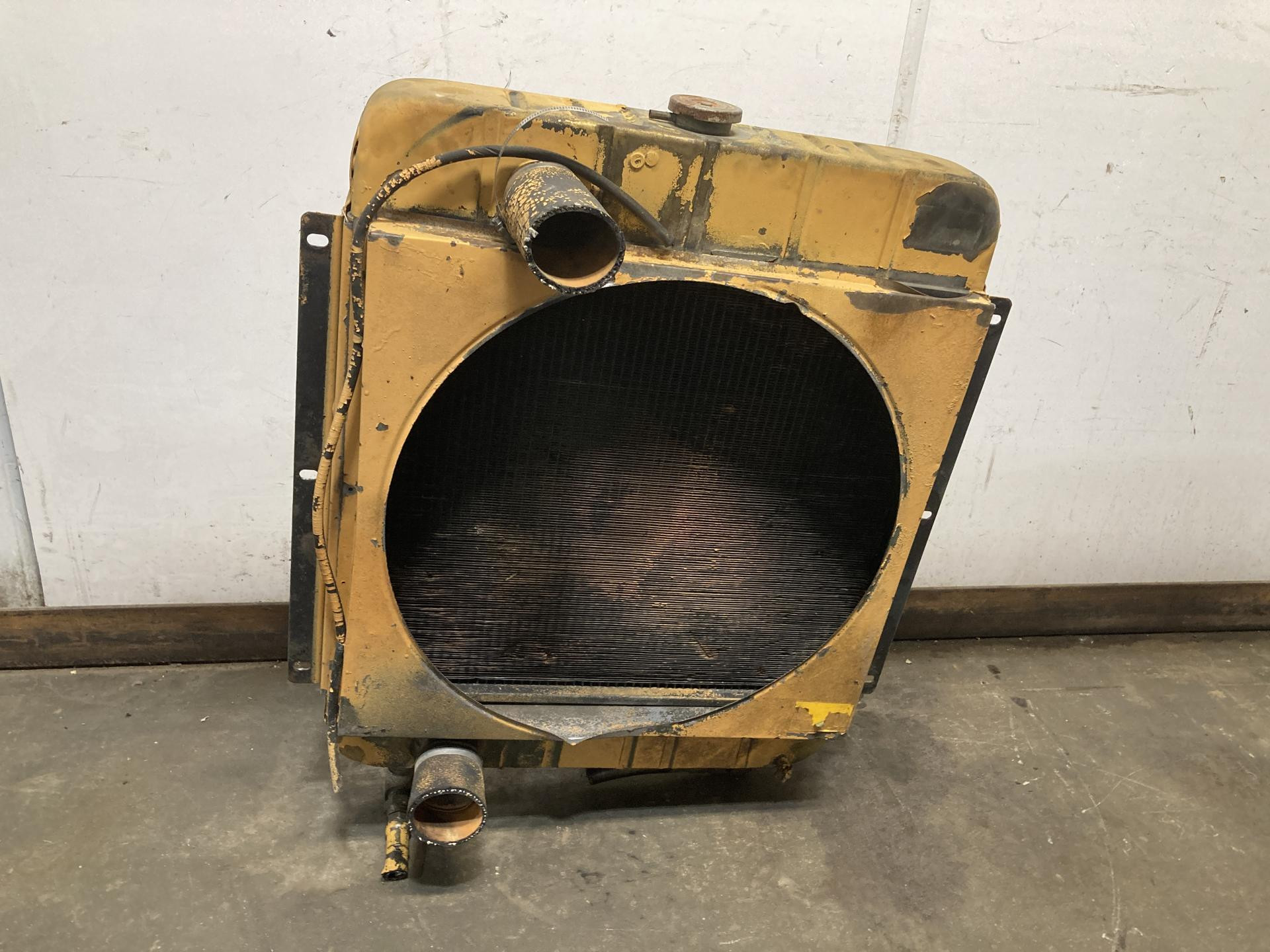 L109592 | Case W20B Radiator for Sale