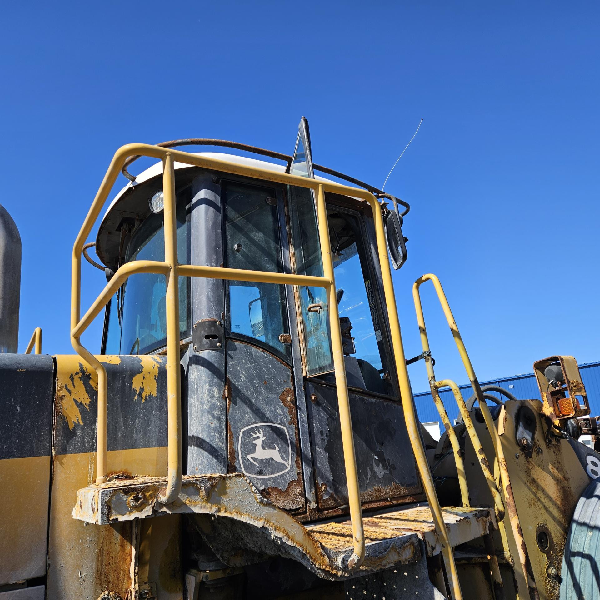 AT332124 | John Deere 824J ROPS for Sale