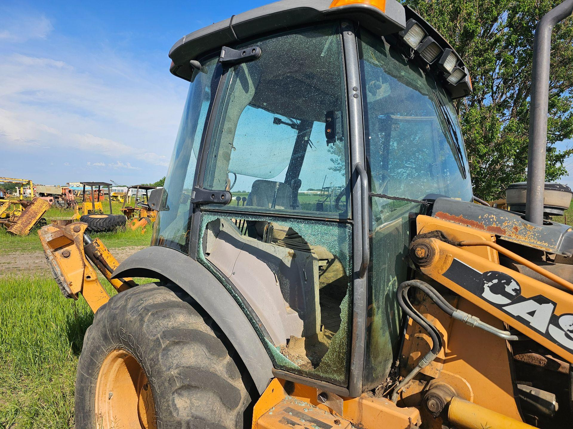 360046A1 | Case 580M Equip Side Glass for Sale
