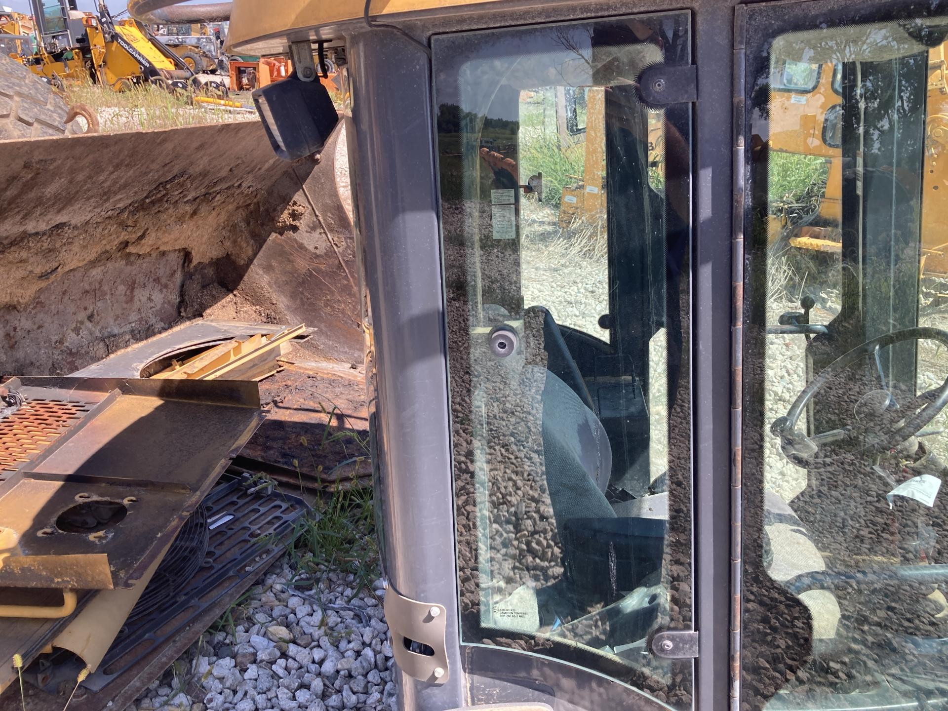 John Deere 744J Equip Side Glass for Sale