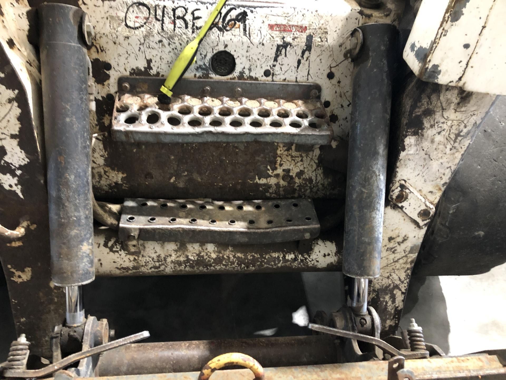 Bobcat S220 Step for Sale