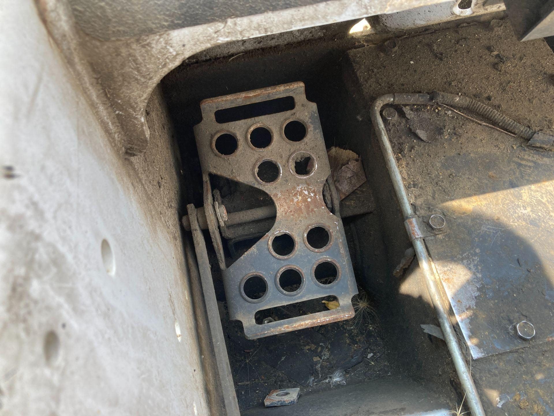 6726680 | Bobcat 843 Pedal for Sale