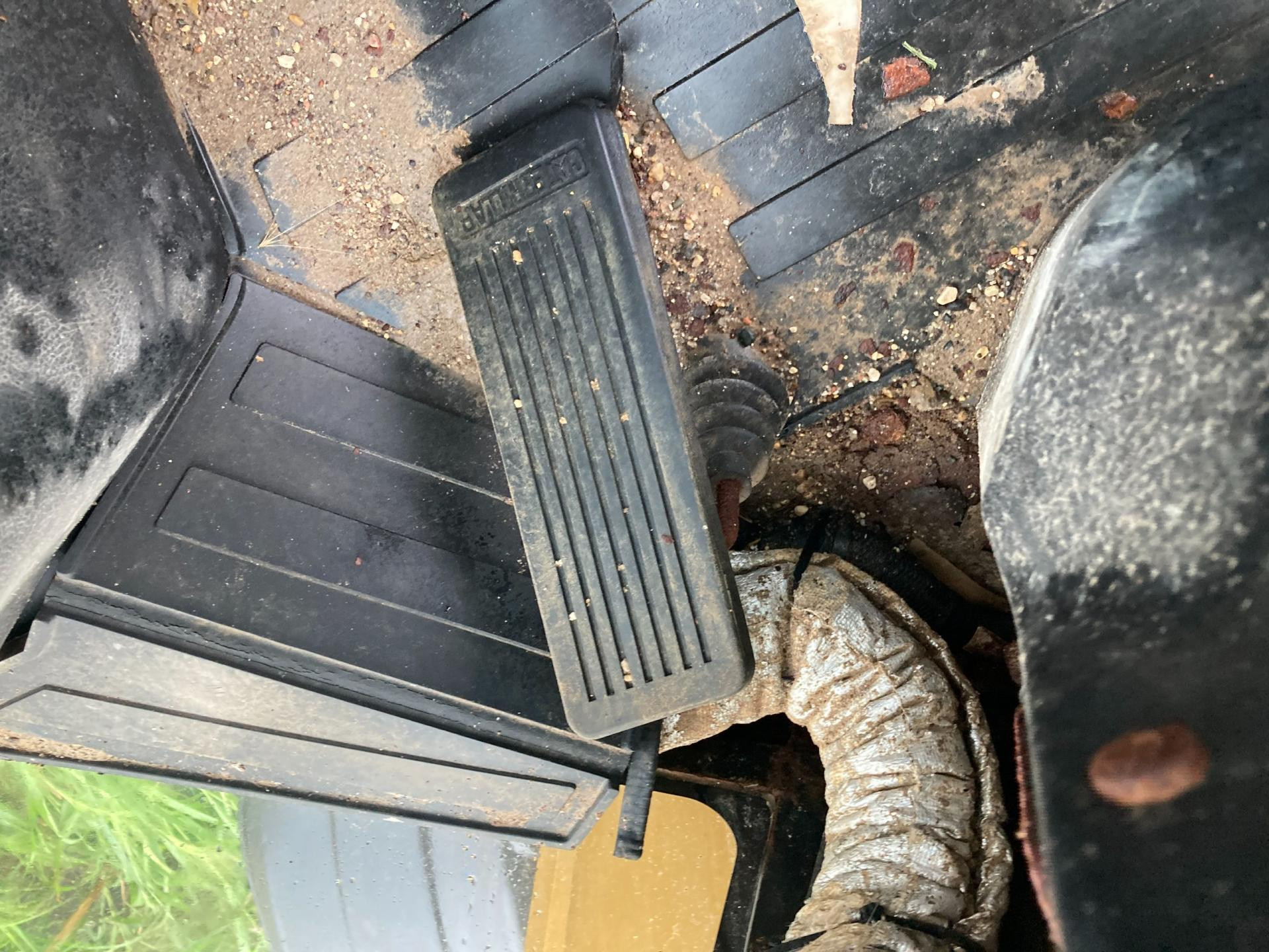 CAT 904H Pedal for Sale
