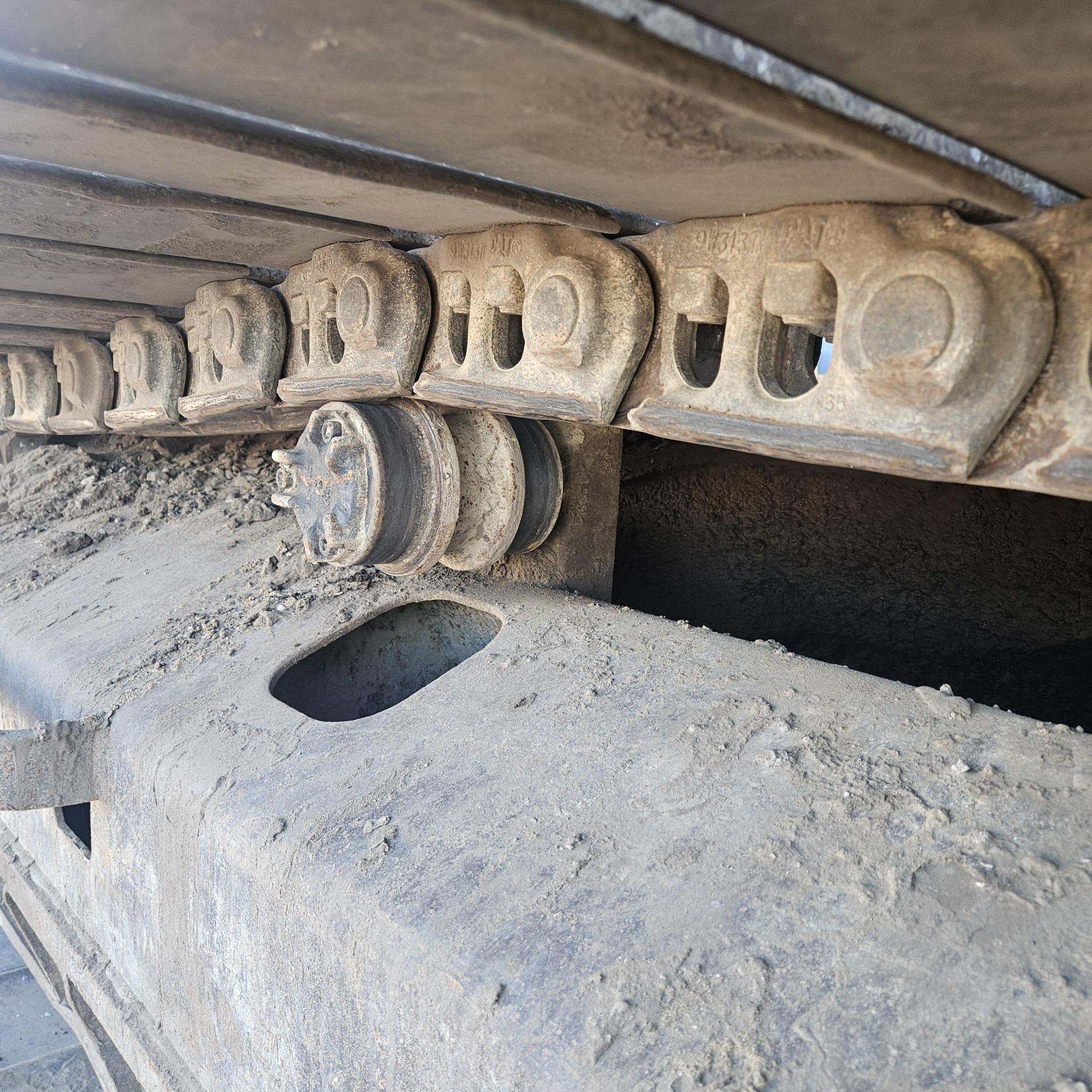 8E-5600 | CAT 320DL Track Roller for Sale
