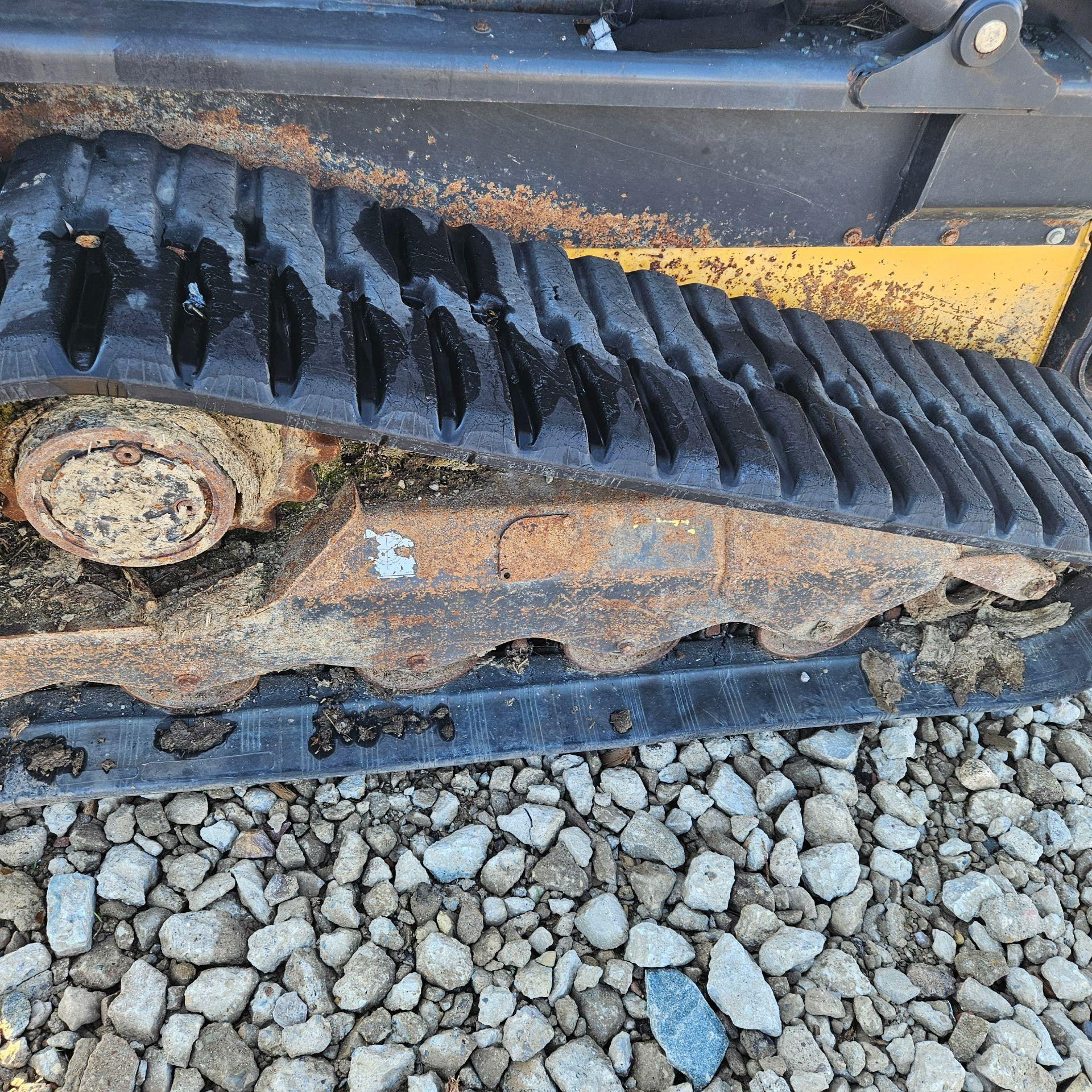 New Holland C232 Track for Sale