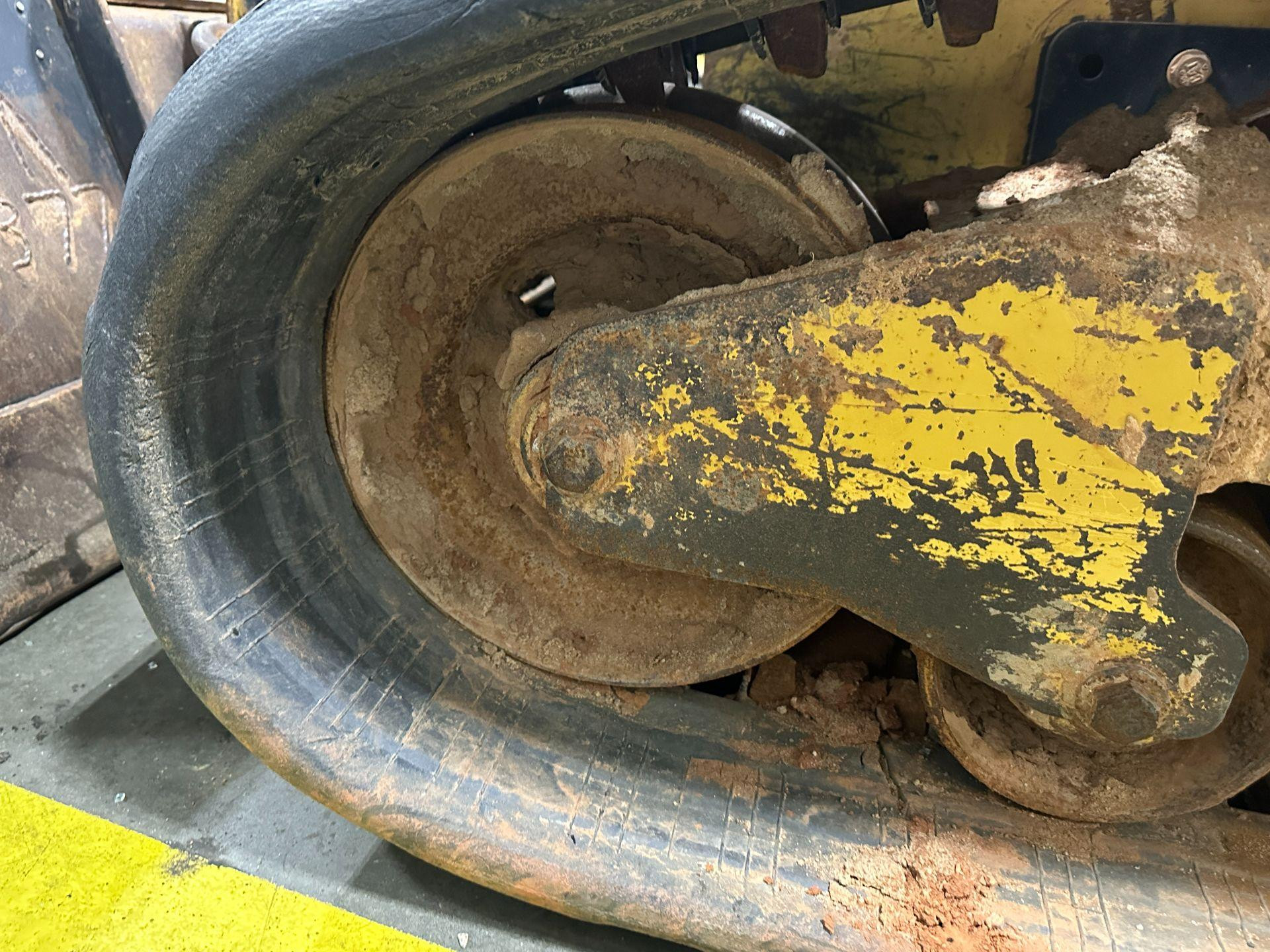 613-0465 | CAT 299C Track Idler for Sale