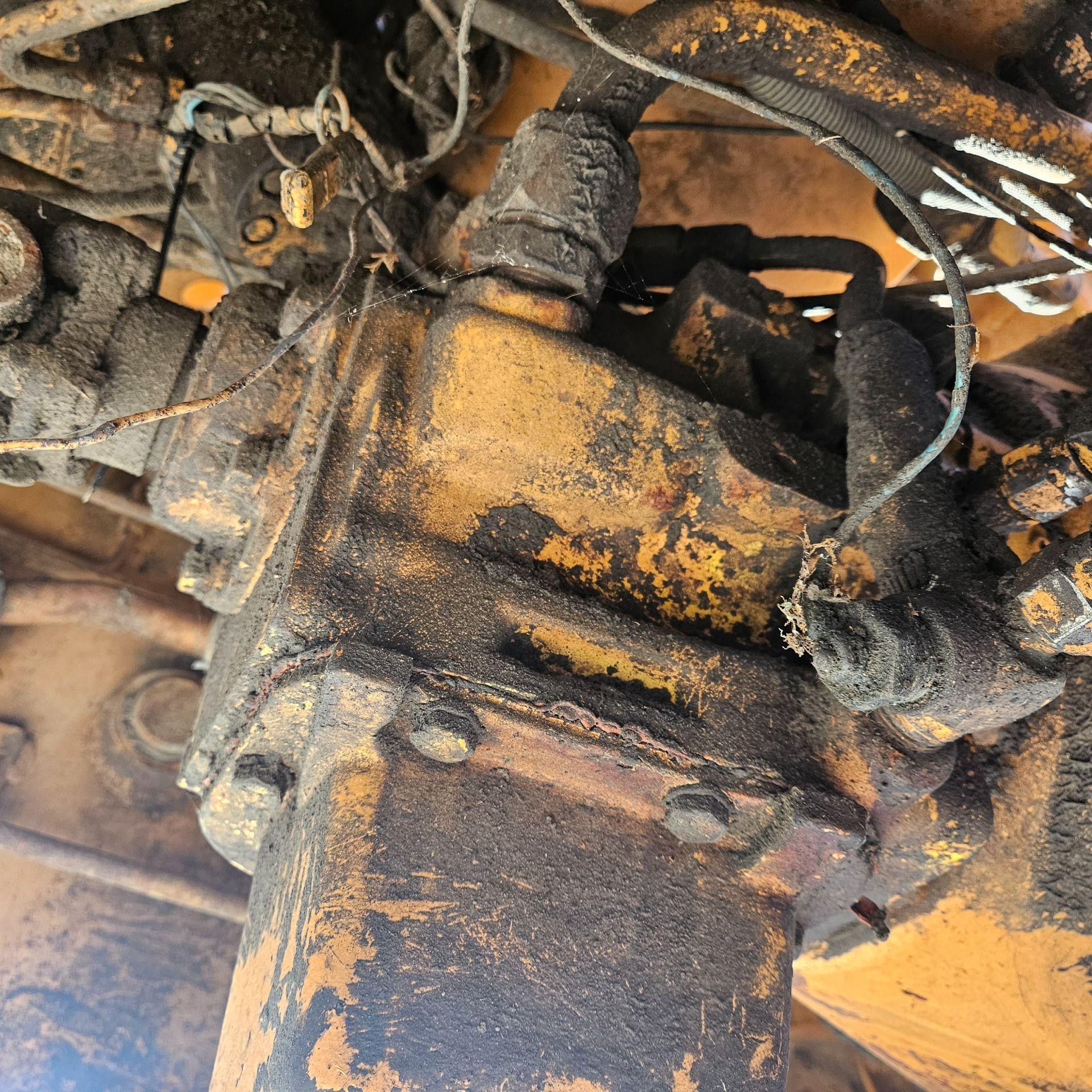 D88050 | Case 480D Transmission for Sale