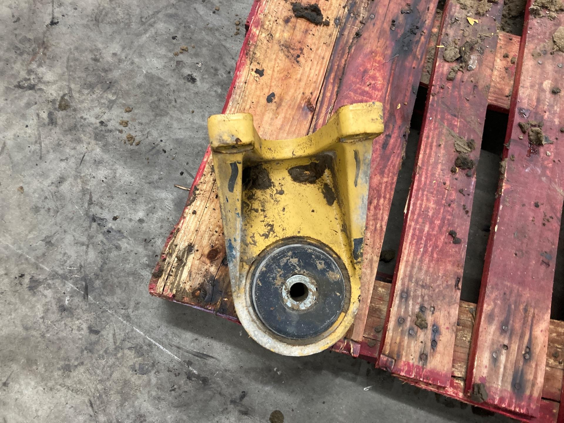 CAT 950M Transmission for Sale