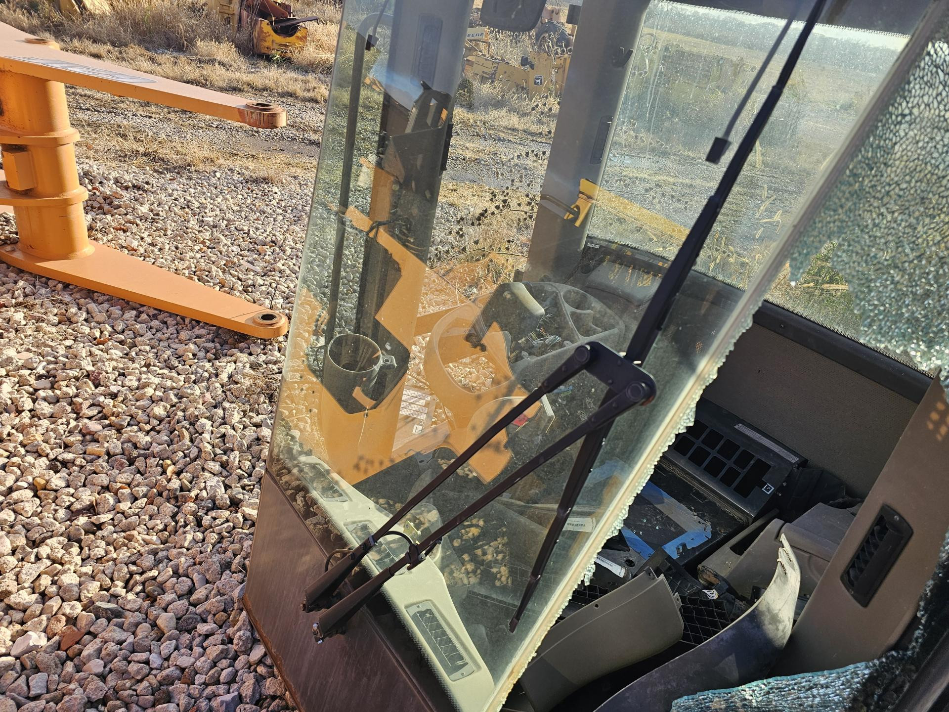 84495835 | Case 621F Wiper Motor for Sale