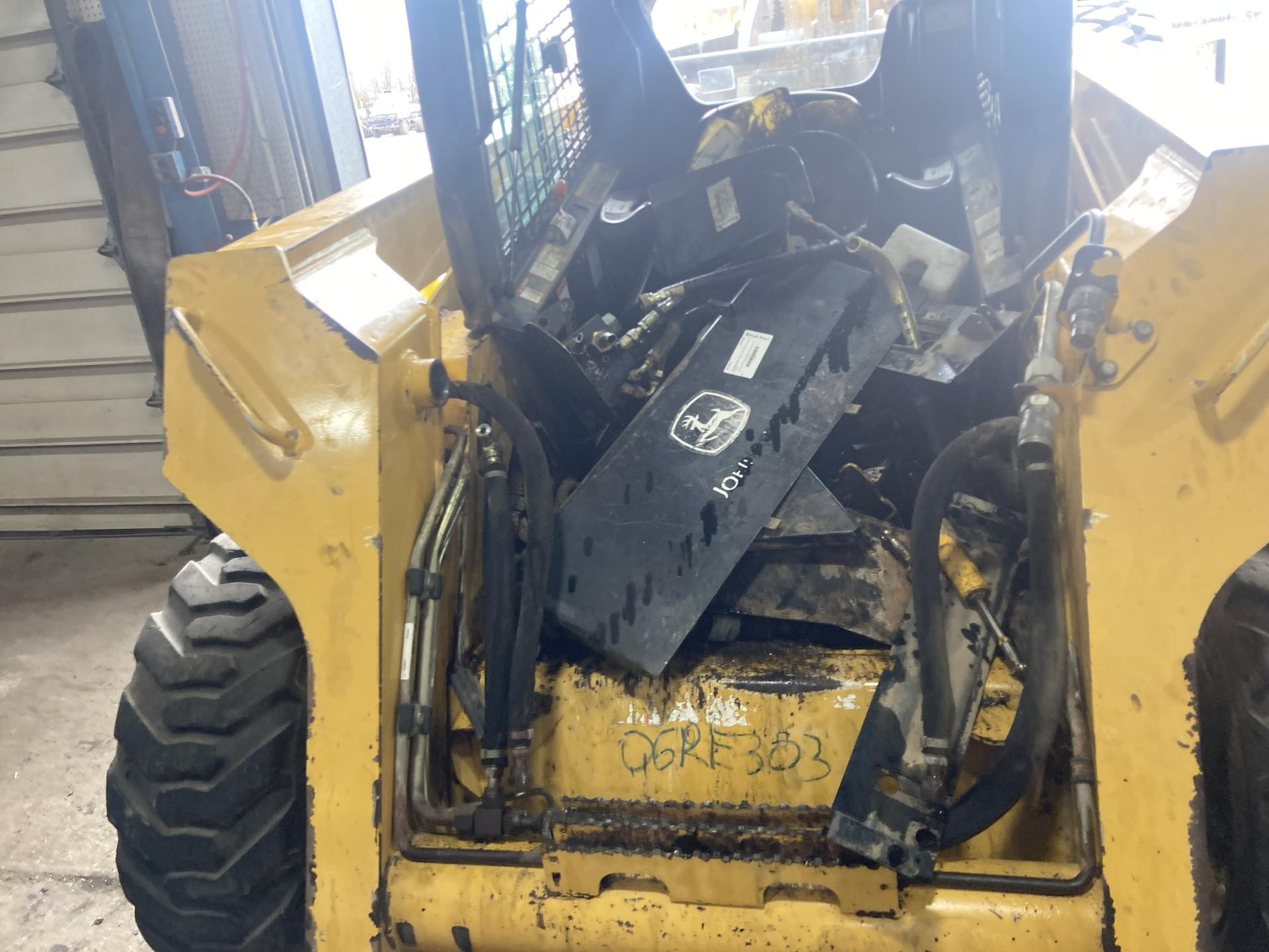 John Deere 325 Equipment Parts Unit for Sale