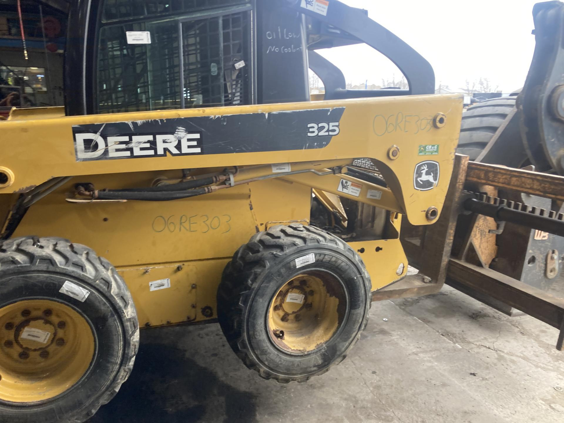 John Deere 325 Equipment Parts Unit for Sale
