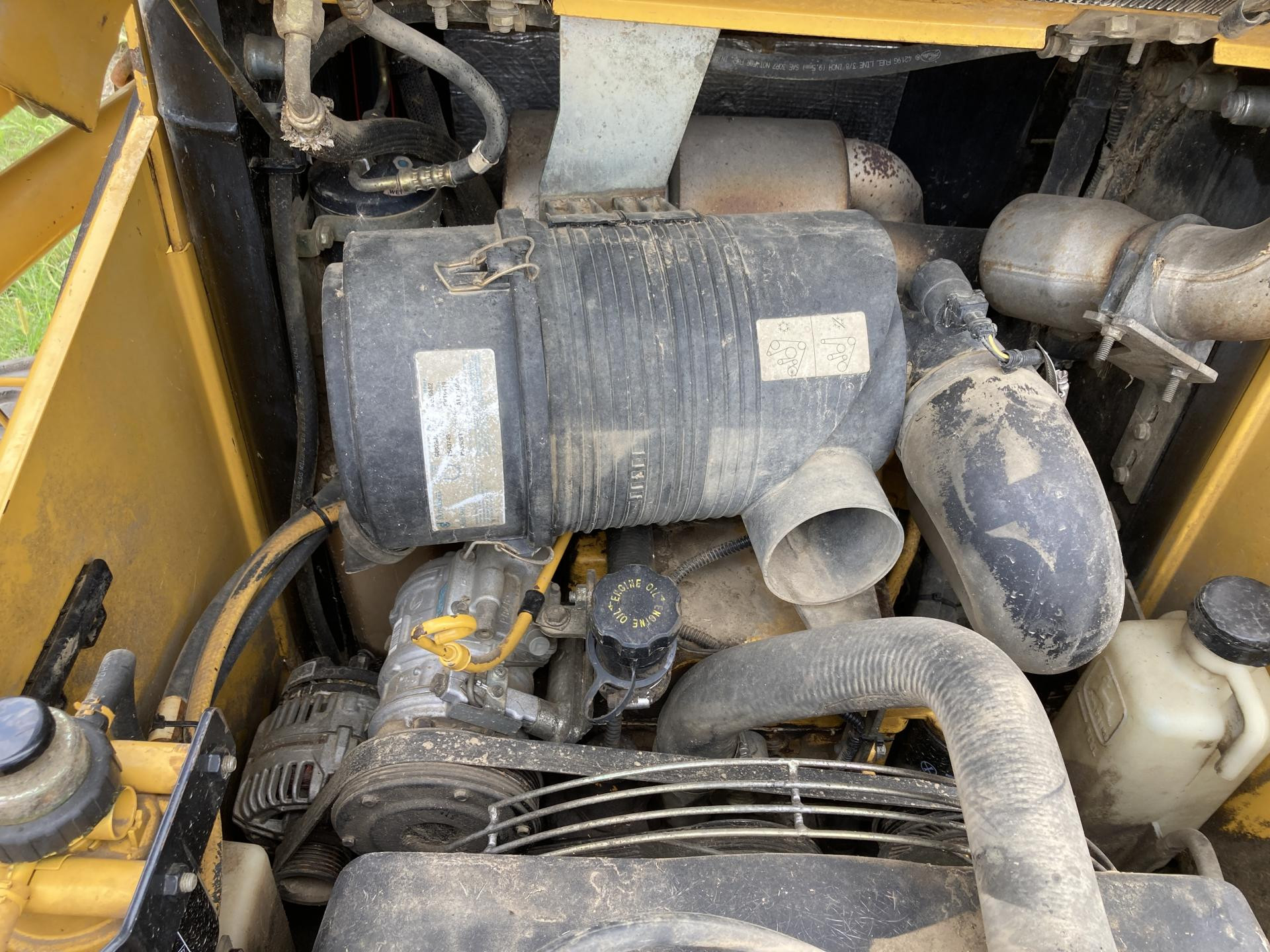 John Deere 325 Equipment Parts Unit for Sale