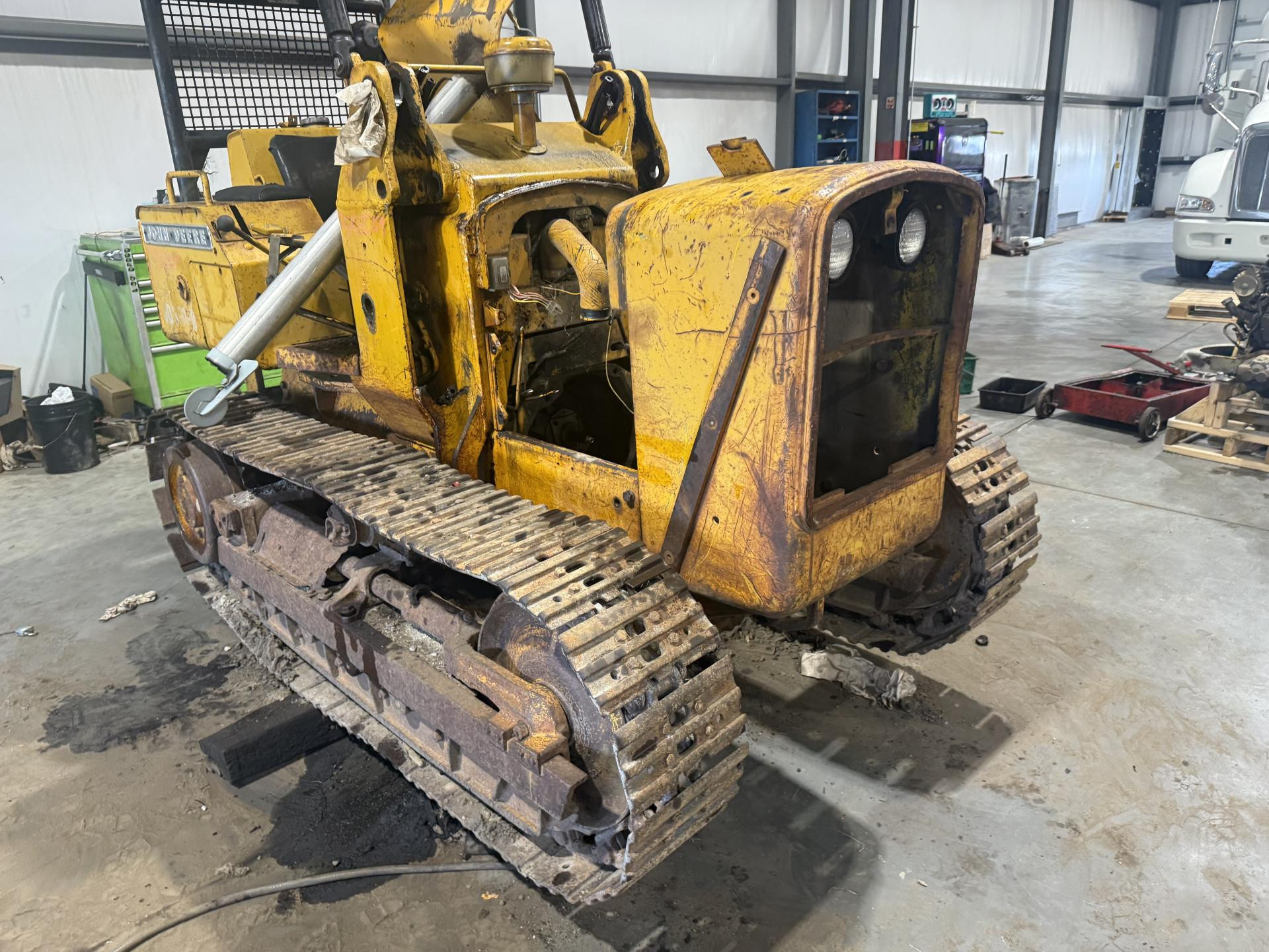 John Deere 350B Equipment Parts Unit for Sale