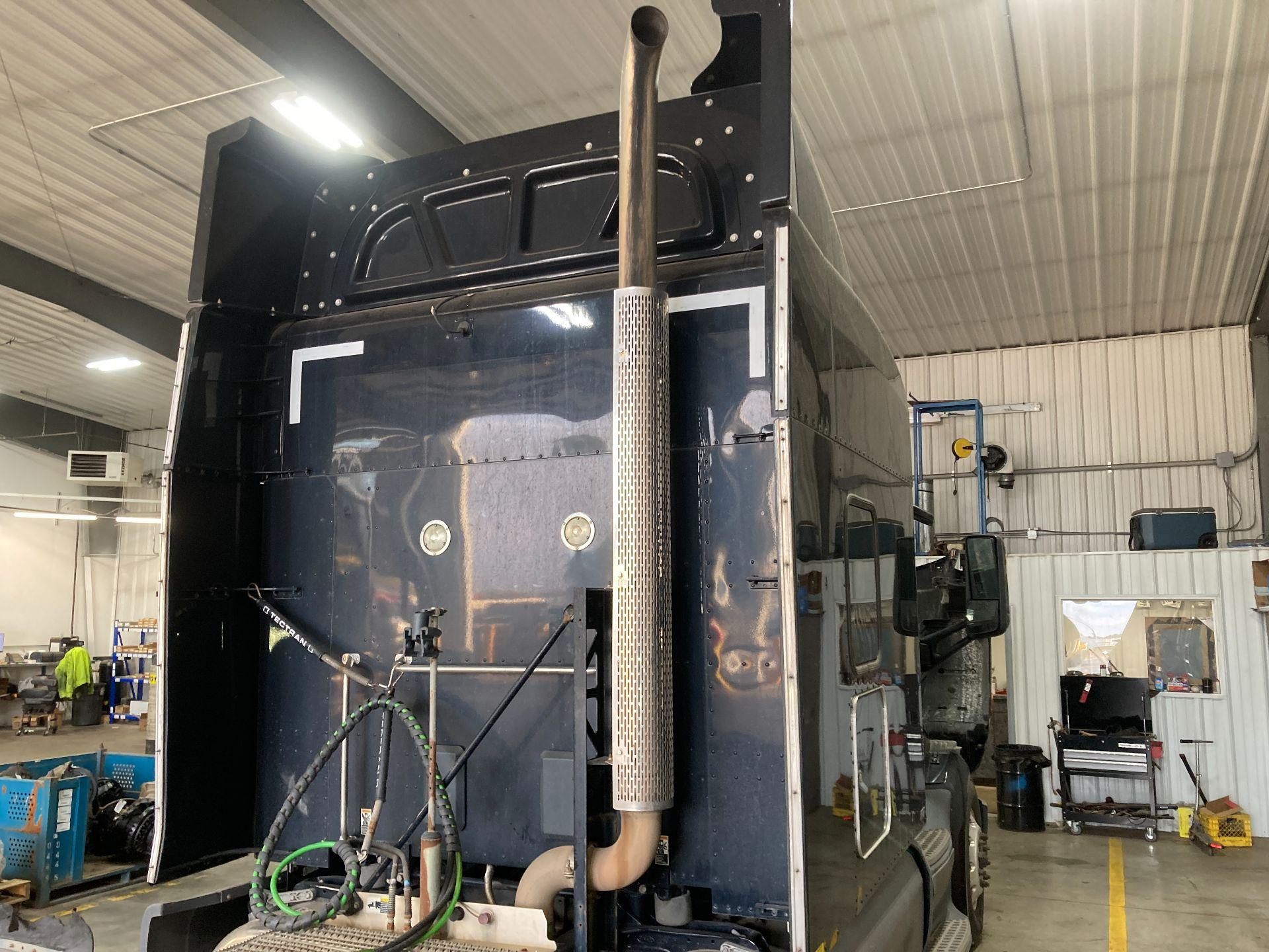 Peterbilt 579 Exhaust Assembly for Sale