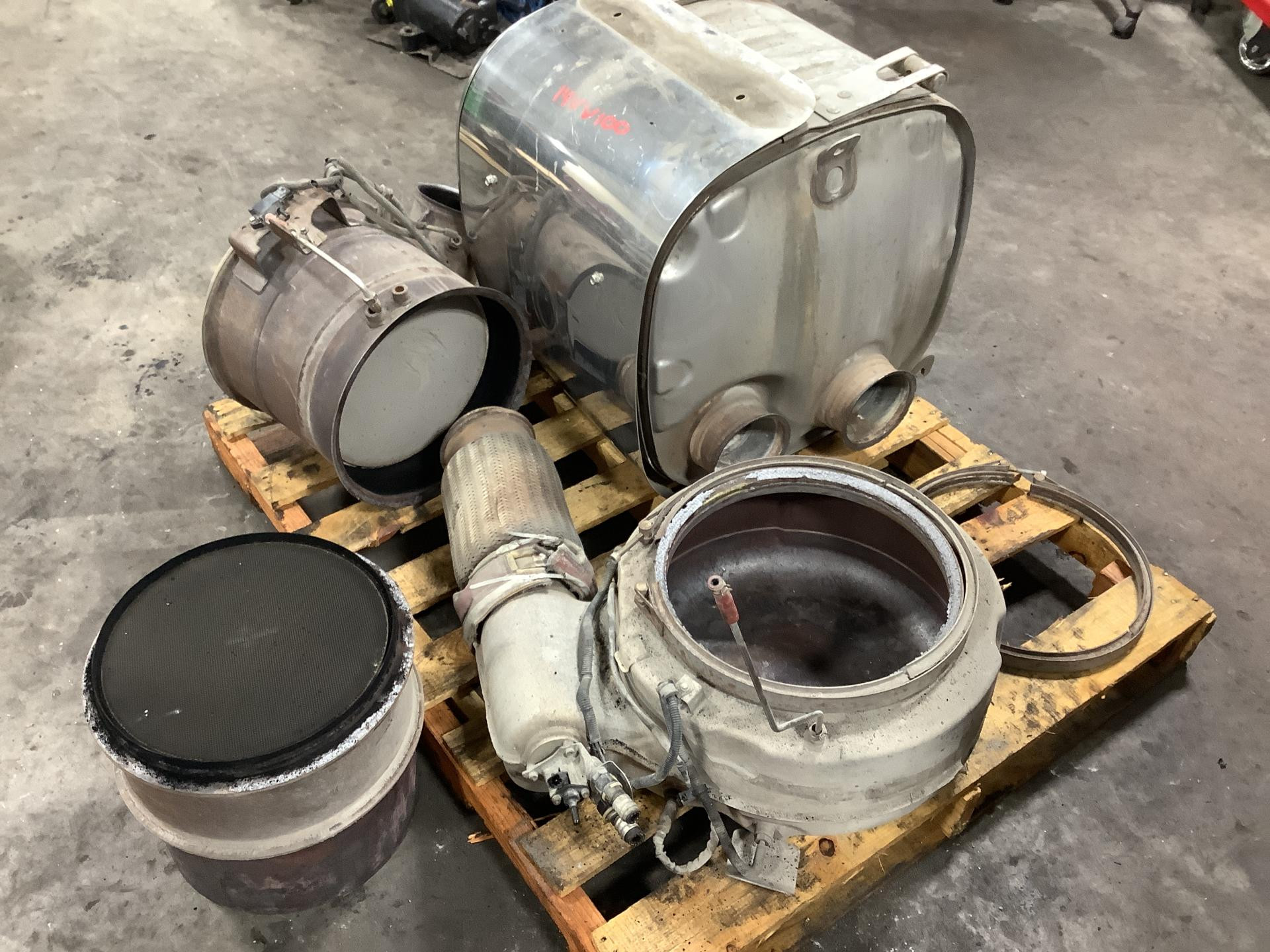 21311951 | Volvo D11 Exhaust SCR Catalyst for Sale