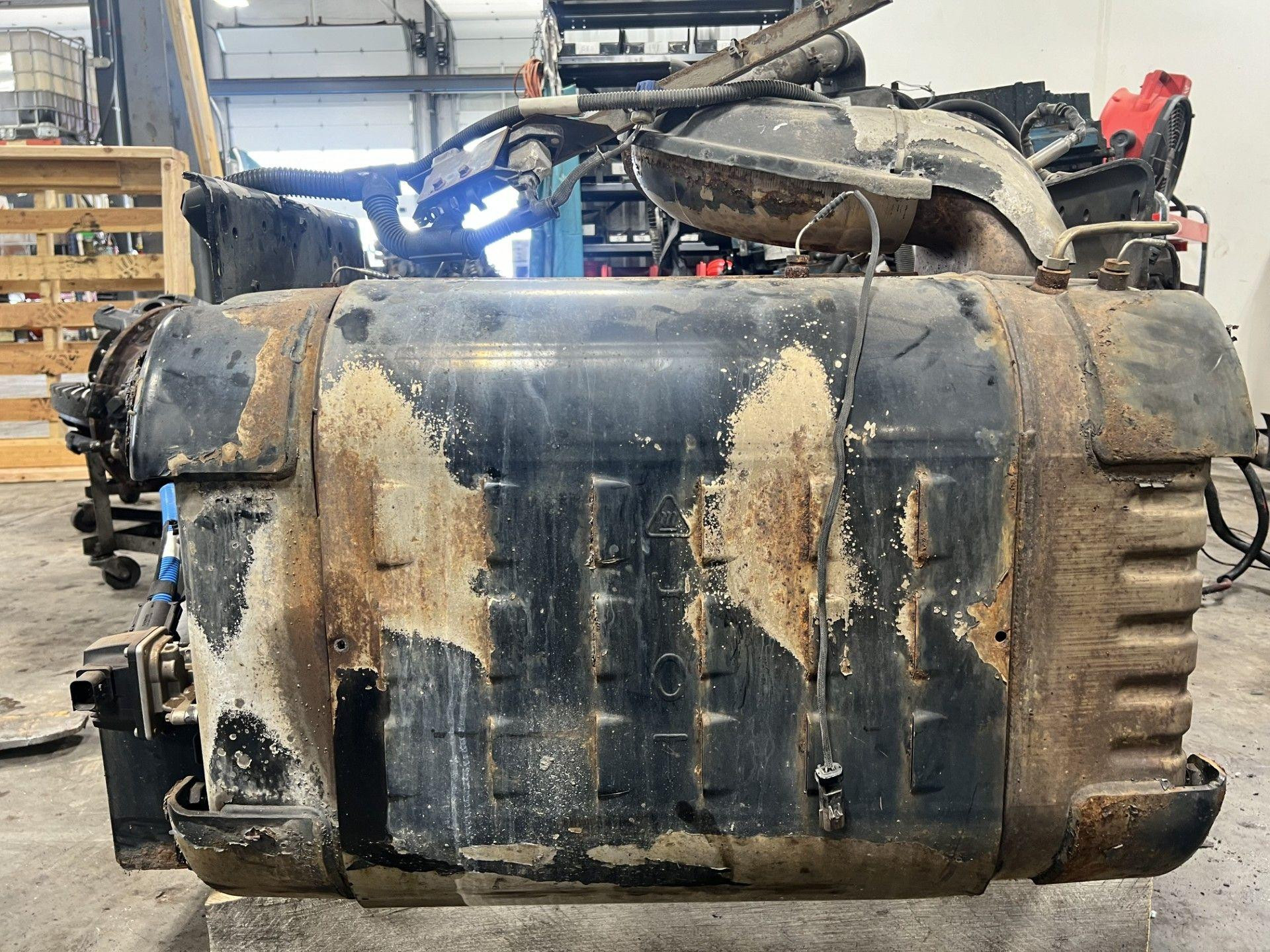 A0024901592 | Detroit DD13 DPF | Diesel Particulate Filter for Sale