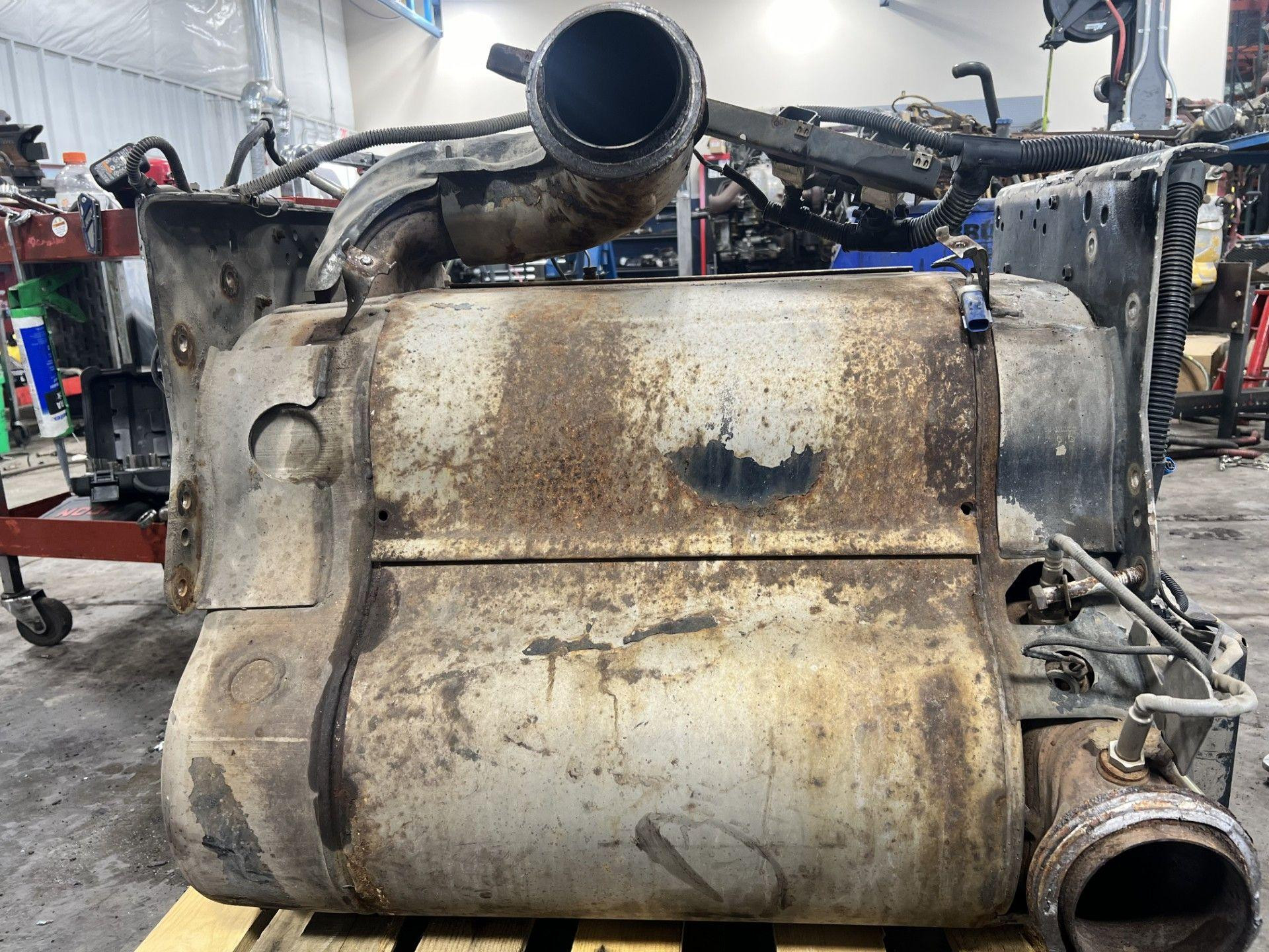 A0024901592 | Detroit DD13 DPF | Diesel Particulate Filter for Sale