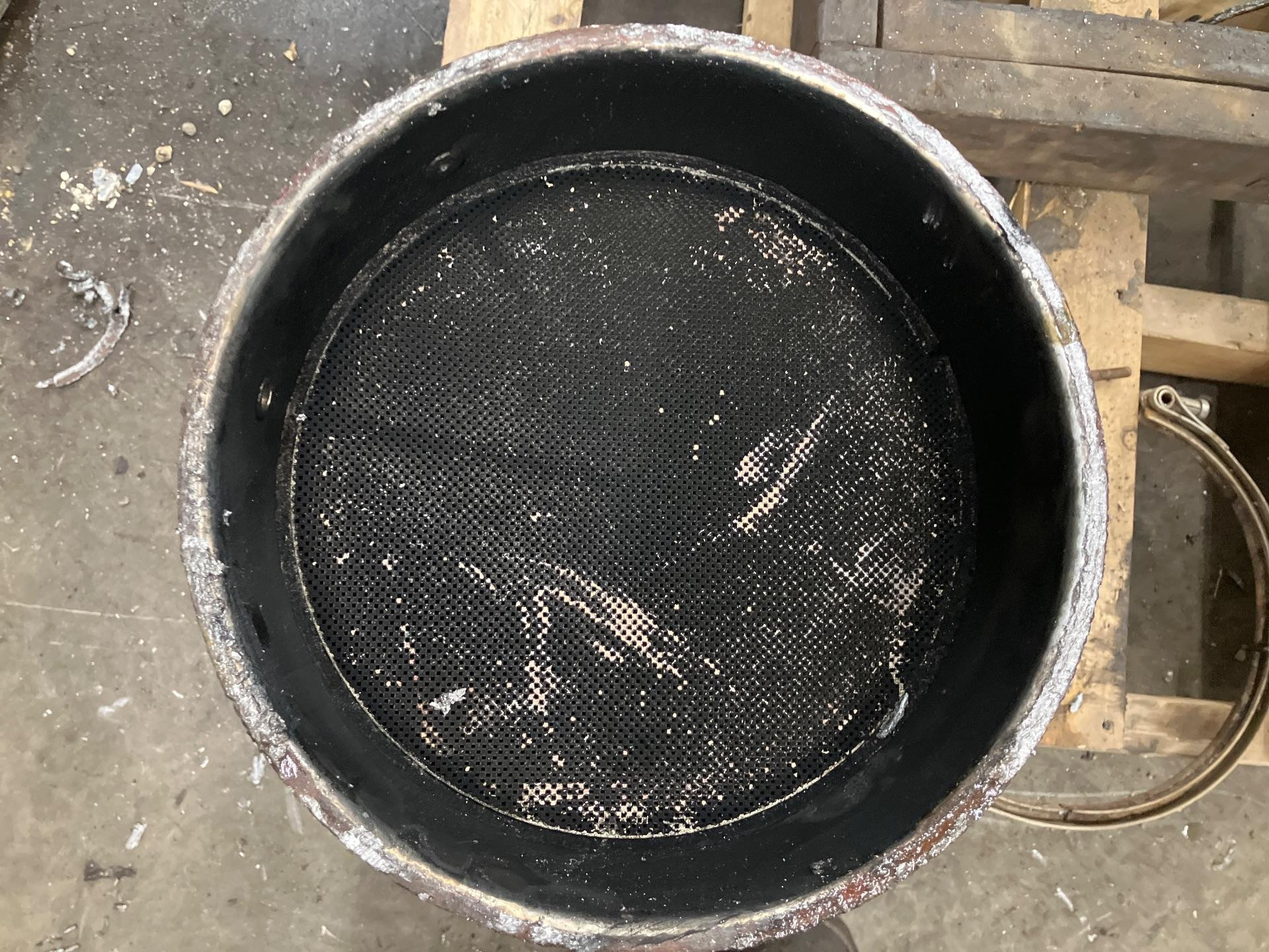 1940087 | Paccar PX7 DPF | Diesel Particulate Filter for Sale