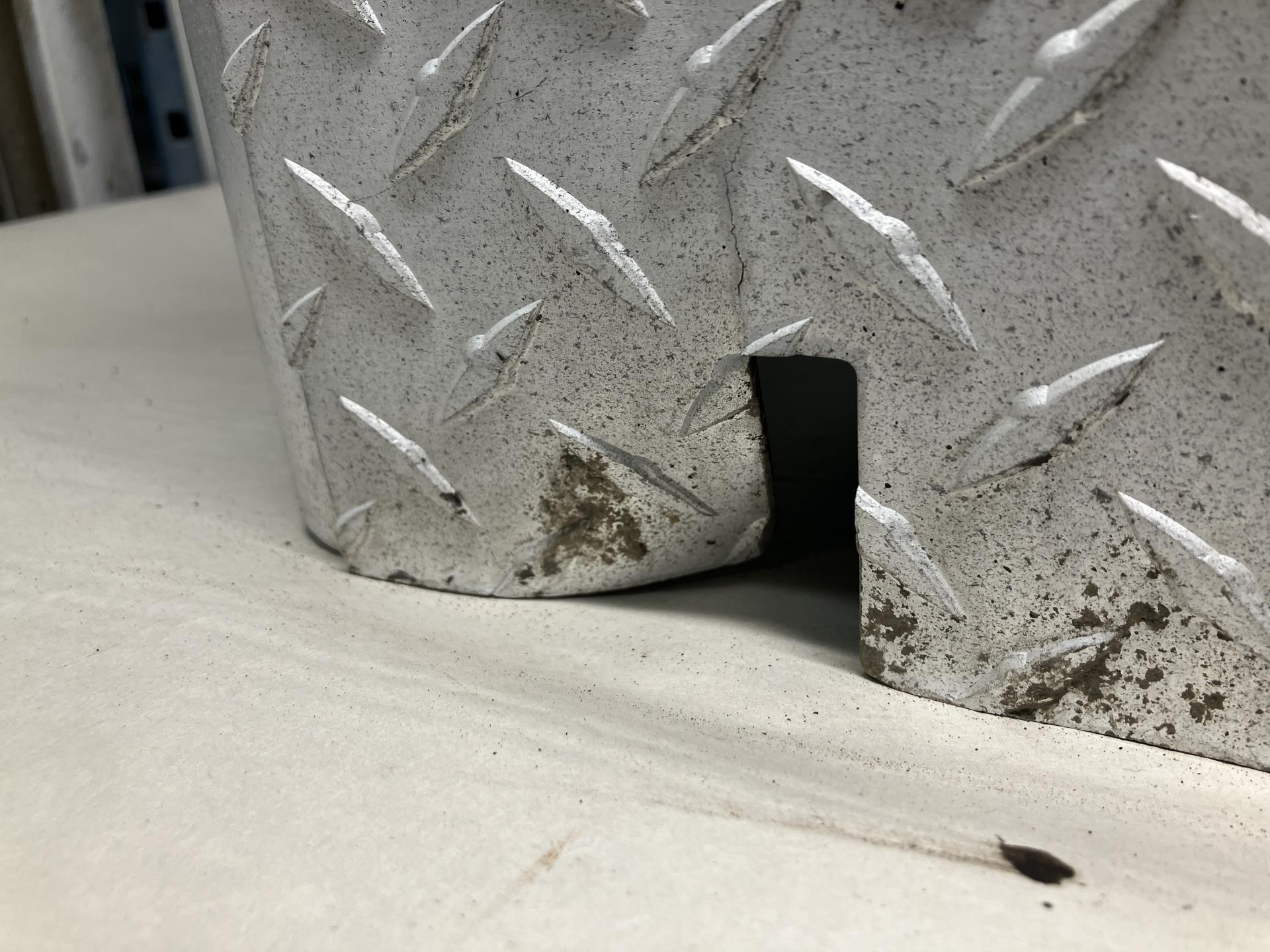 Detroit DD15 Exhaust DPF Heat Shield for Sale