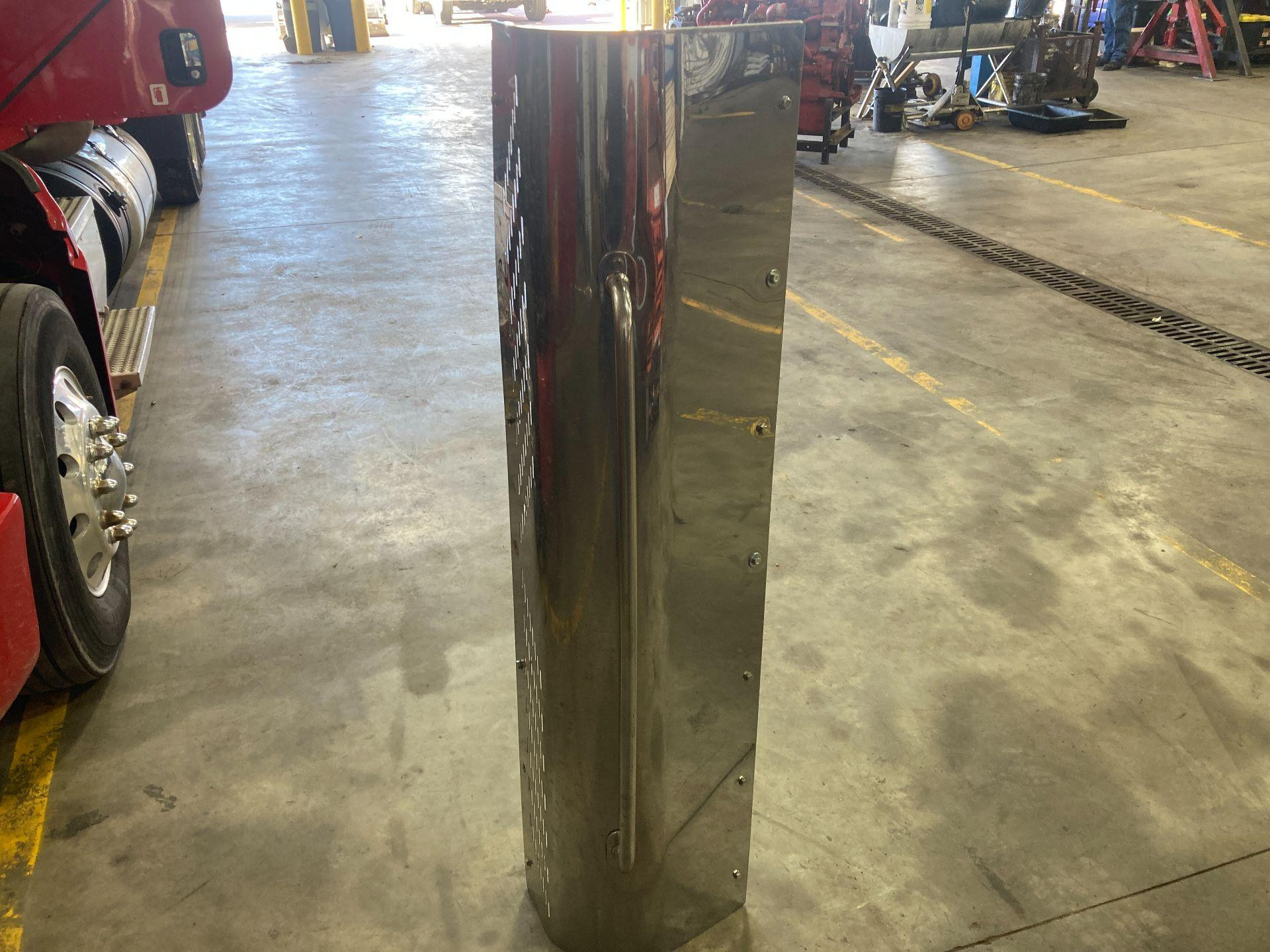 M85-6178 | Peterbilt 386 Exhaust Guard for Sale