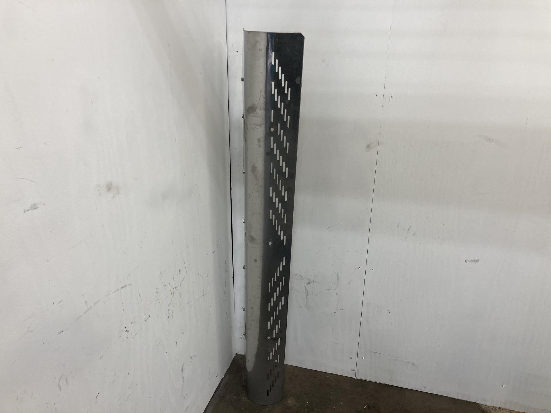 M46-6233R | Peterbilt 579 Exhaust Guard for Sale