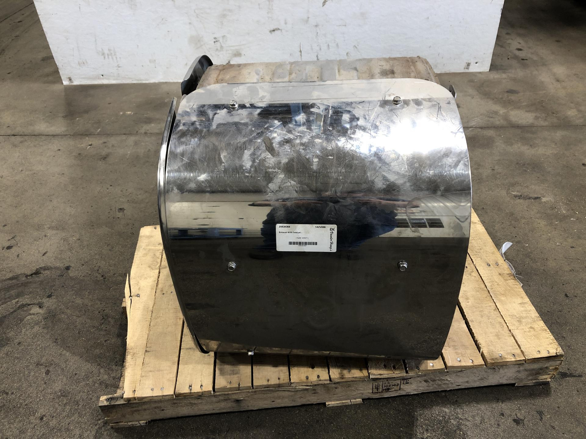 Volvo D13 Exhaust SCR Catalyst for Sale