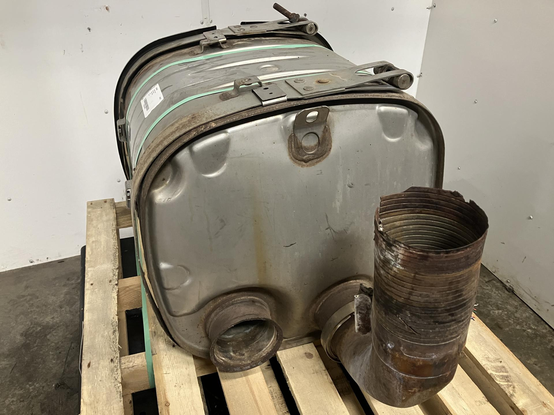 21311953 | Mack MP8 Exhaust SCR Catalyst for Sale