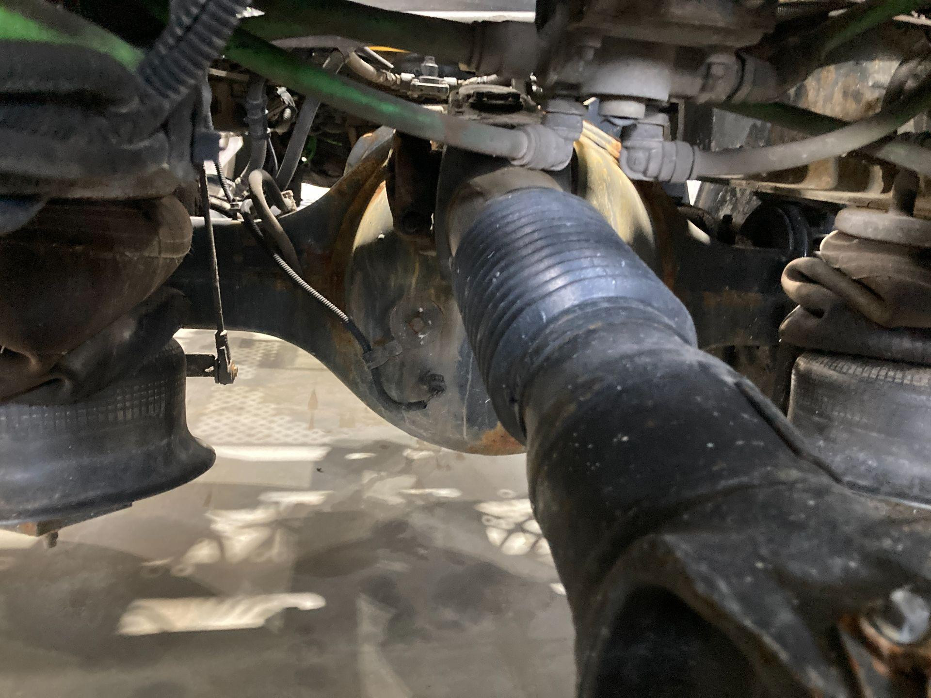 Eaton D40-155 Axle Housing for Sale