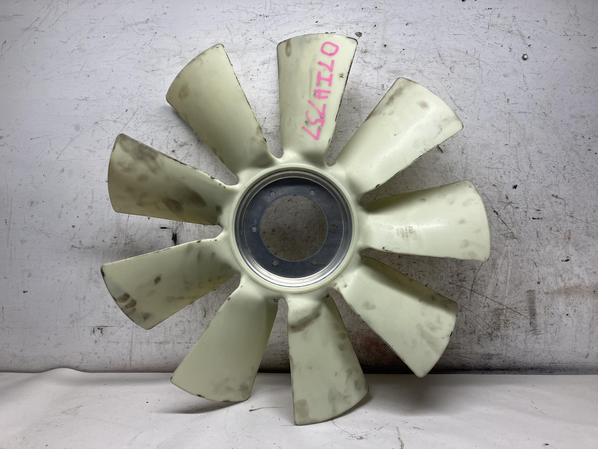 2517027C1 | International DT466E Engine Fan Blade for Sale