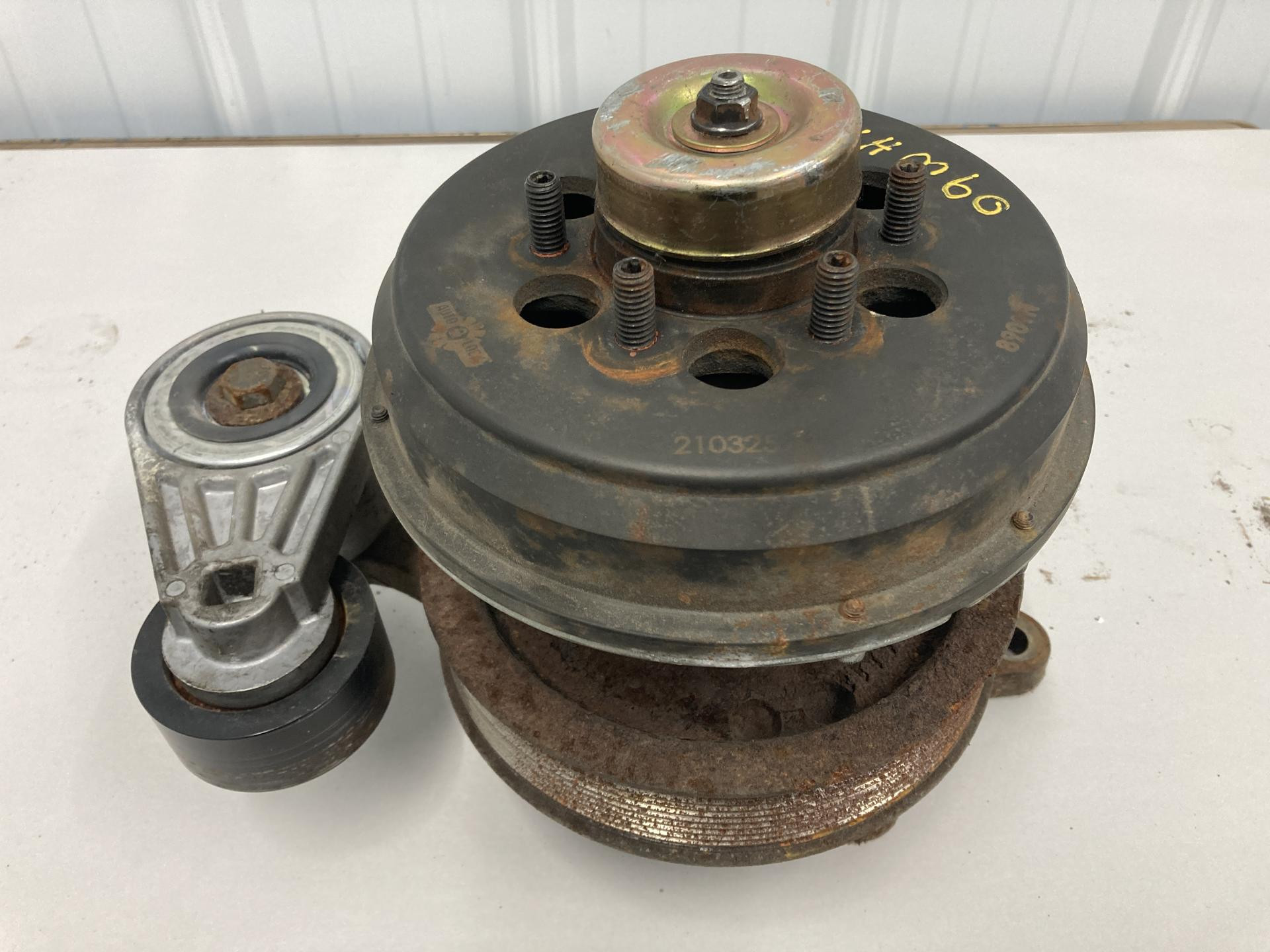 8901N | Detroit 60 SER 14.0 Engine Fan Clutch for Sale